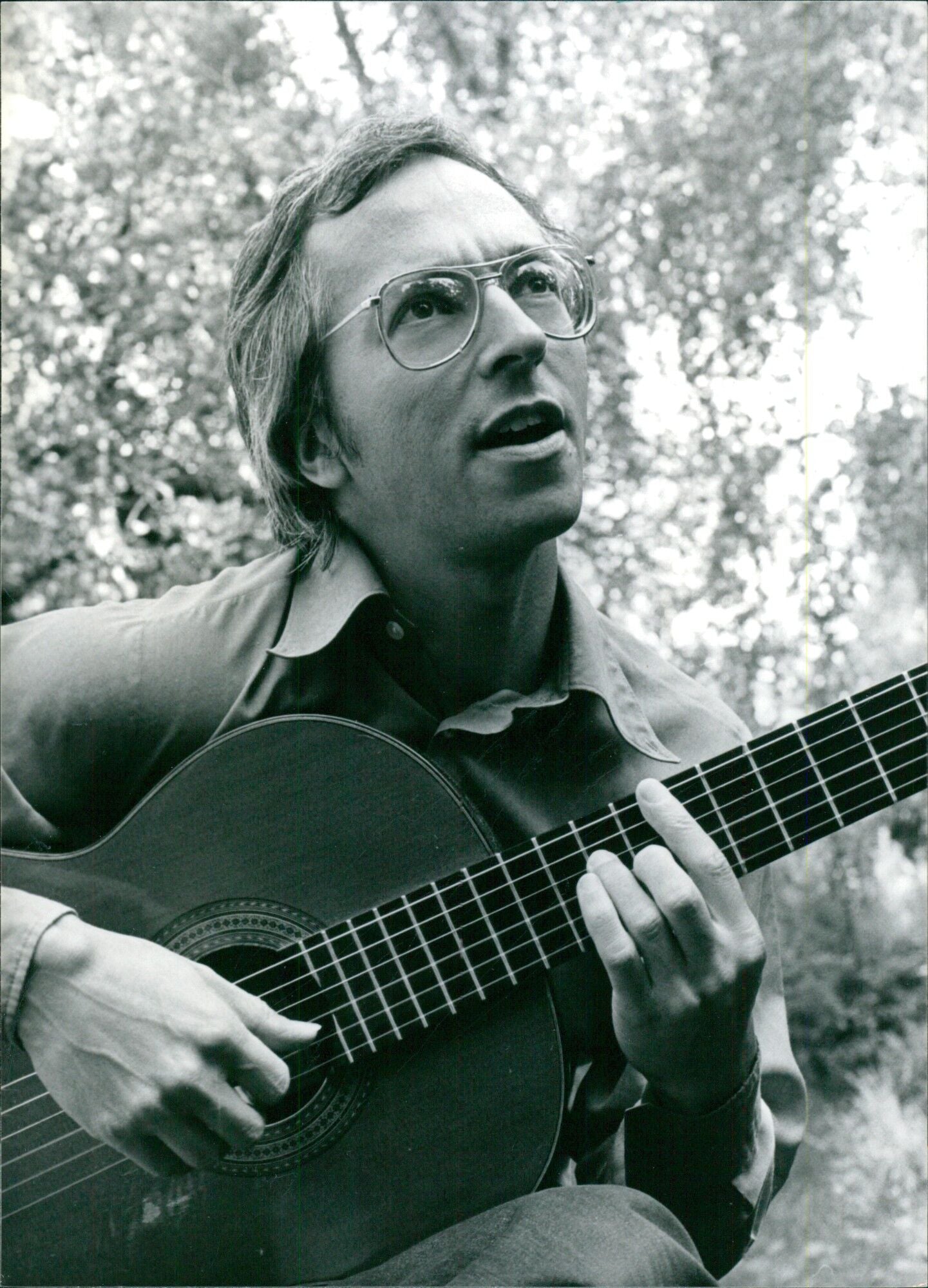 Legendary Classical Guitarist John Williams Born In Melbourne In 1941