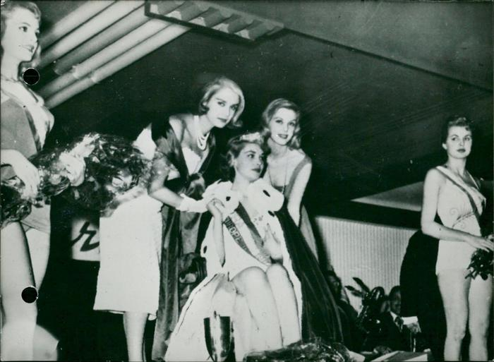 Vintage Photos of Beauty Pageant