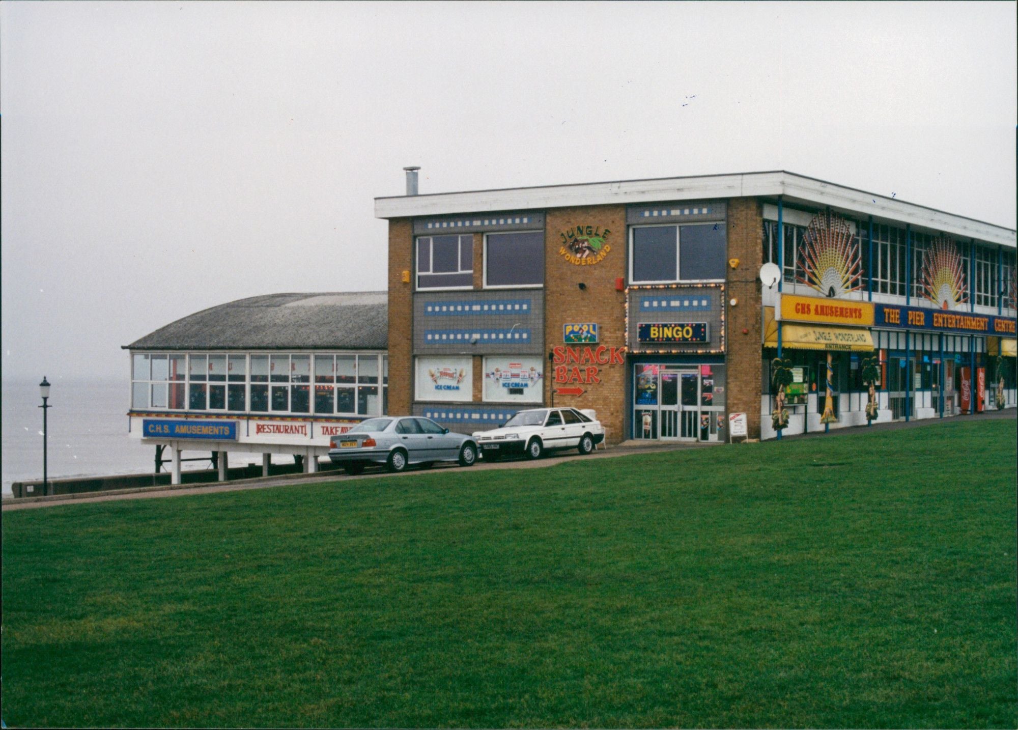 Hunstanton Pier Centre - Vintage Photograph