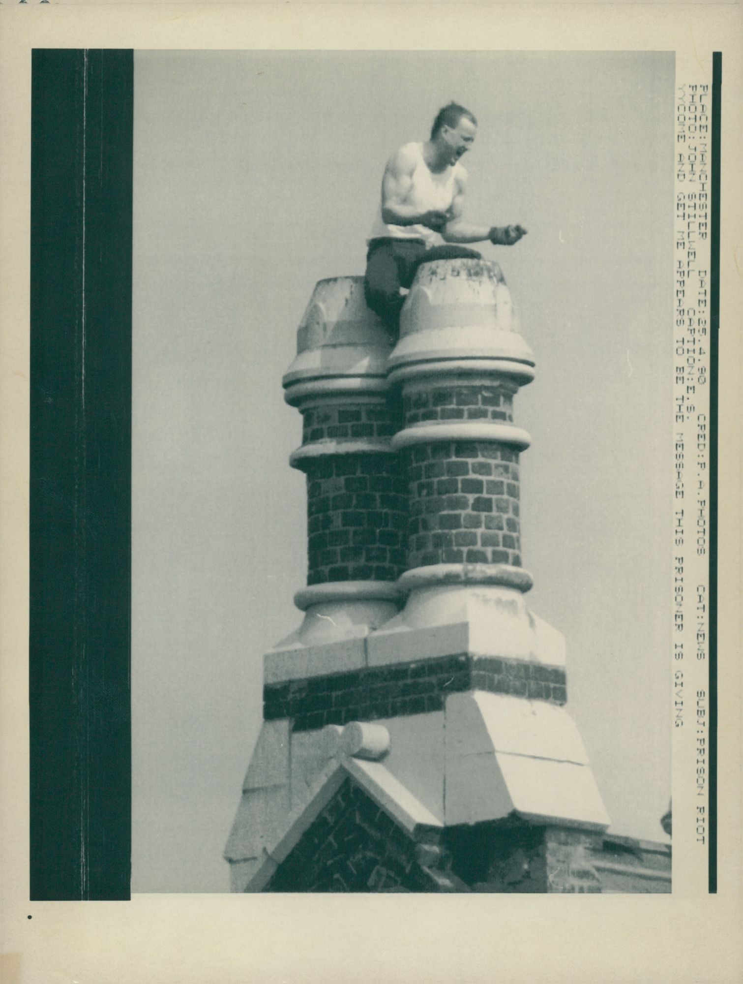Strangeways Prison riot in 1990 - Vintage Photograph