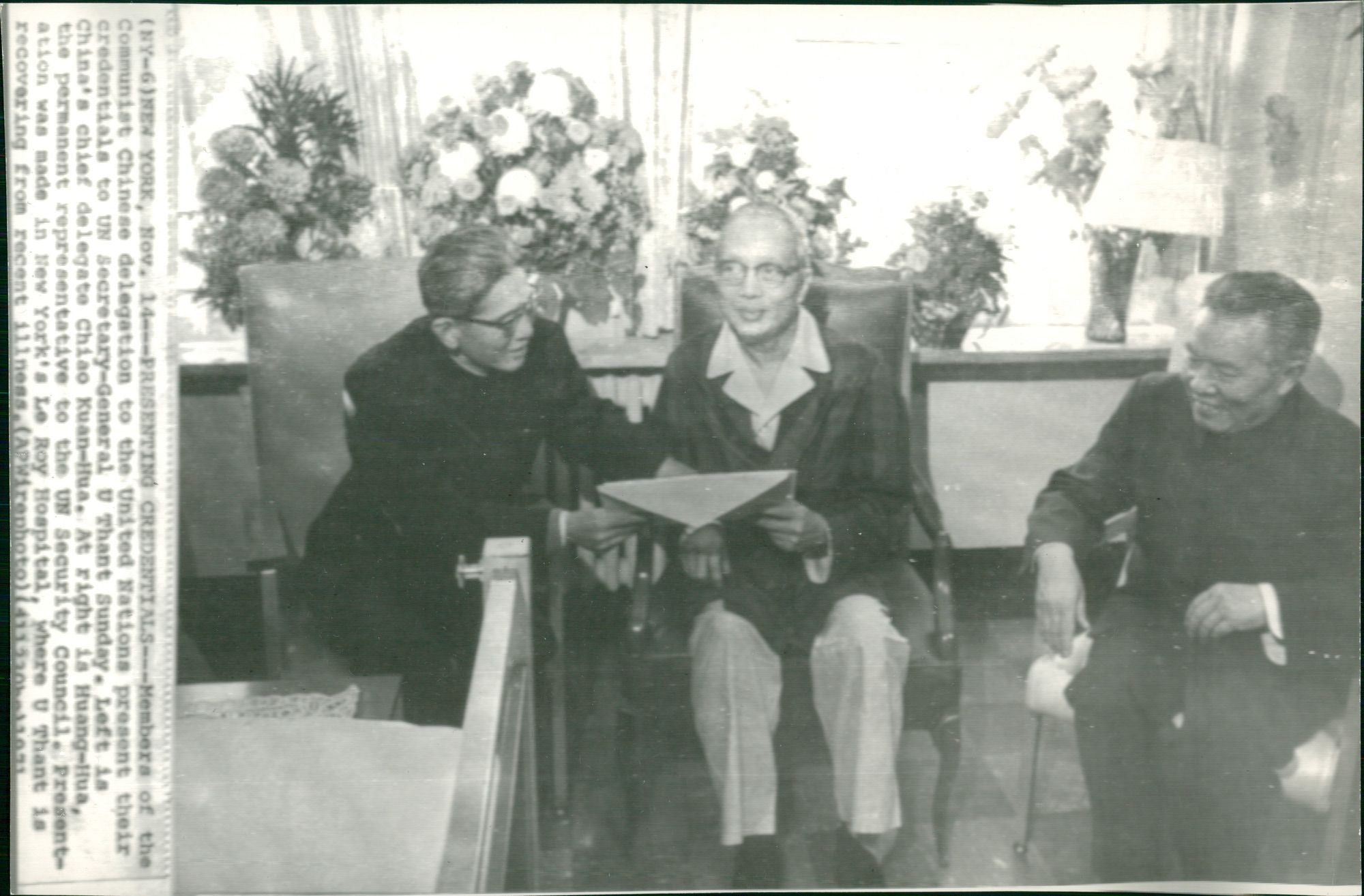 chiao kuan-hua - Vintage Photograph