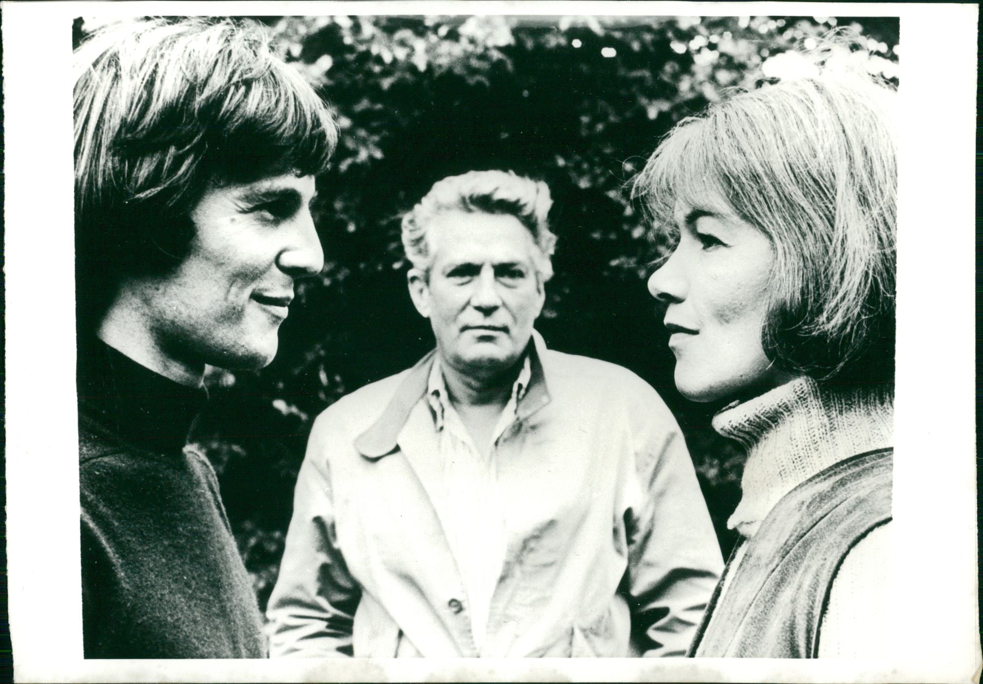 Murray Head, Peter Finch and Glenda Jackson. - Vintage Photograph