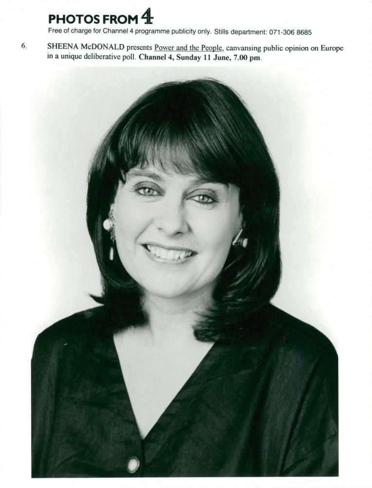Sheena McDonald British journalist - Vintage Photograph