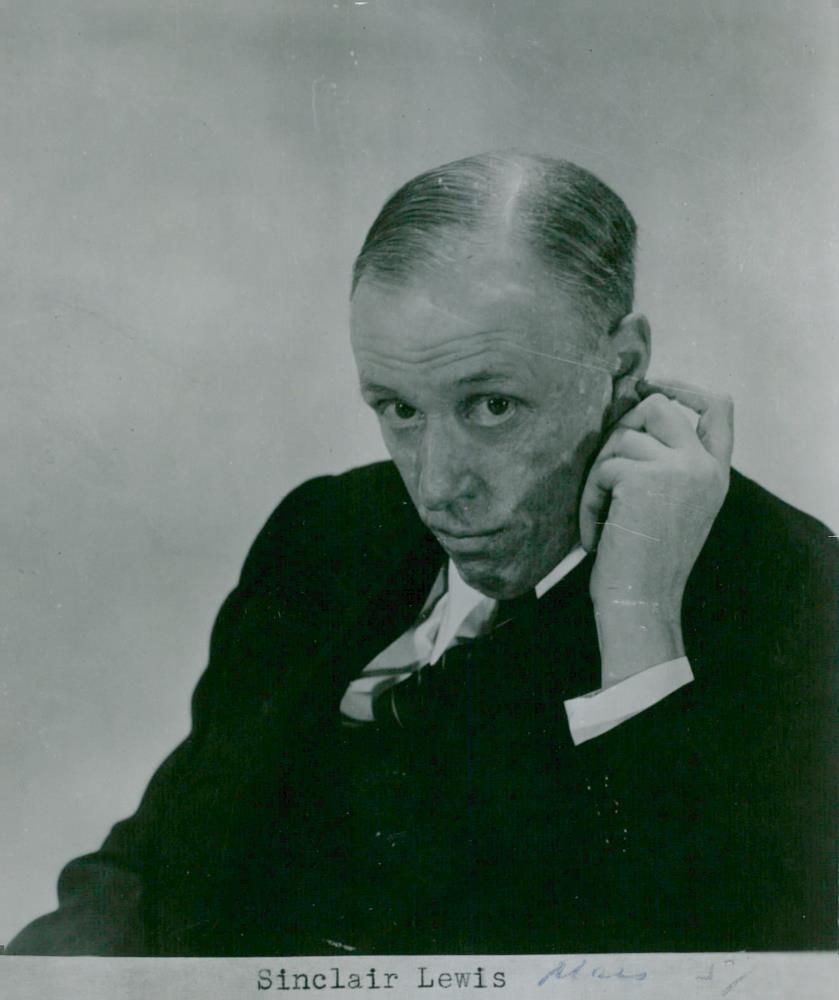 Portrait, American writer Sinclair Lewis, Nobel Prize in Literature 19