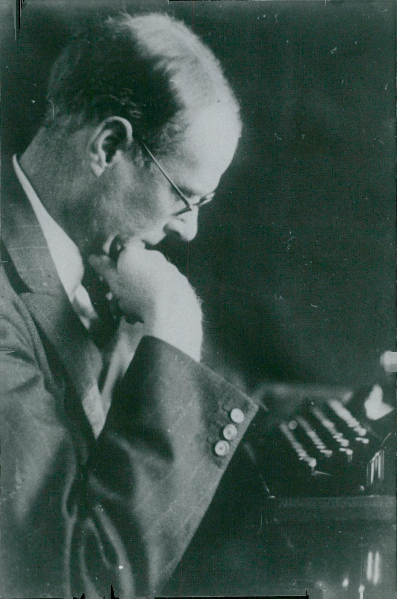 Portrait American author Sinclair Lewis, Nobel Prize in Literature 193