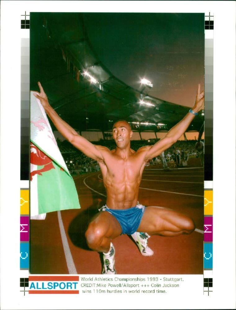 Colin Jackson celebrating his world record of 110 hurdles - Vintage Ph