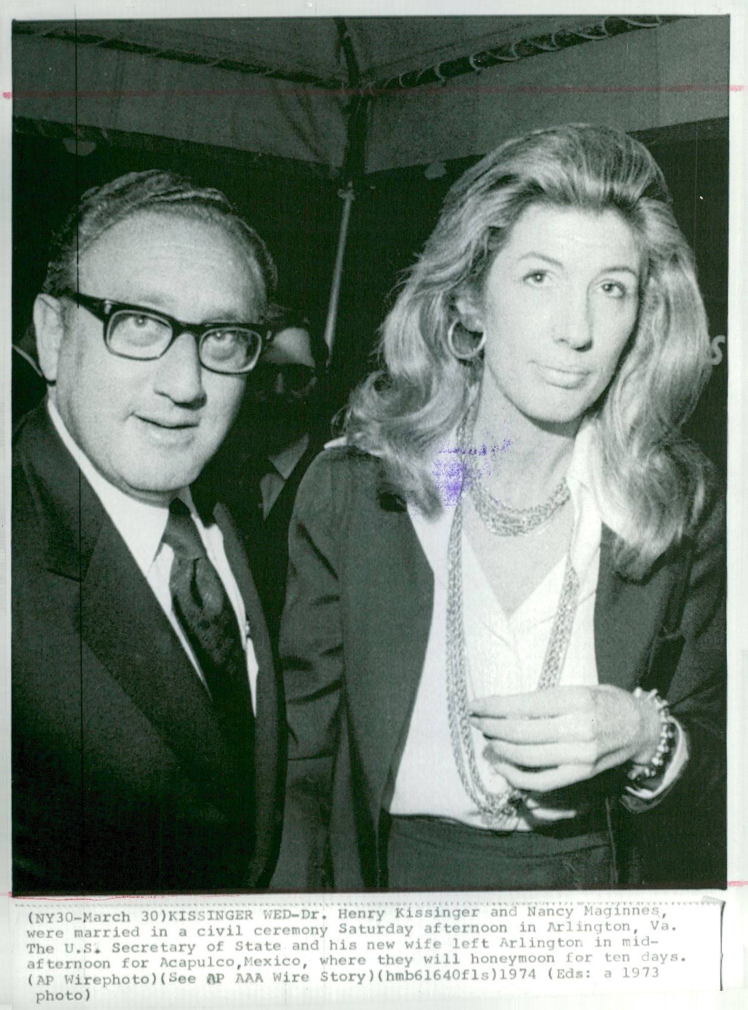 Henry Kissinger with Nancy Maginnes marries bourgeois - Vintage Photog