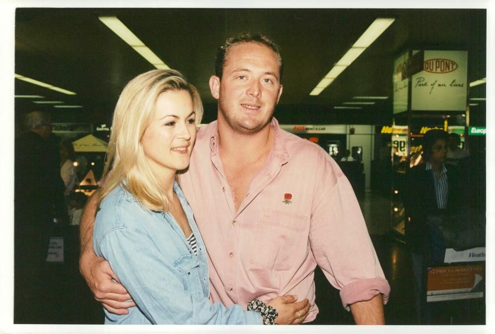 Dewi Morris Commentator. - Vintage Photograph