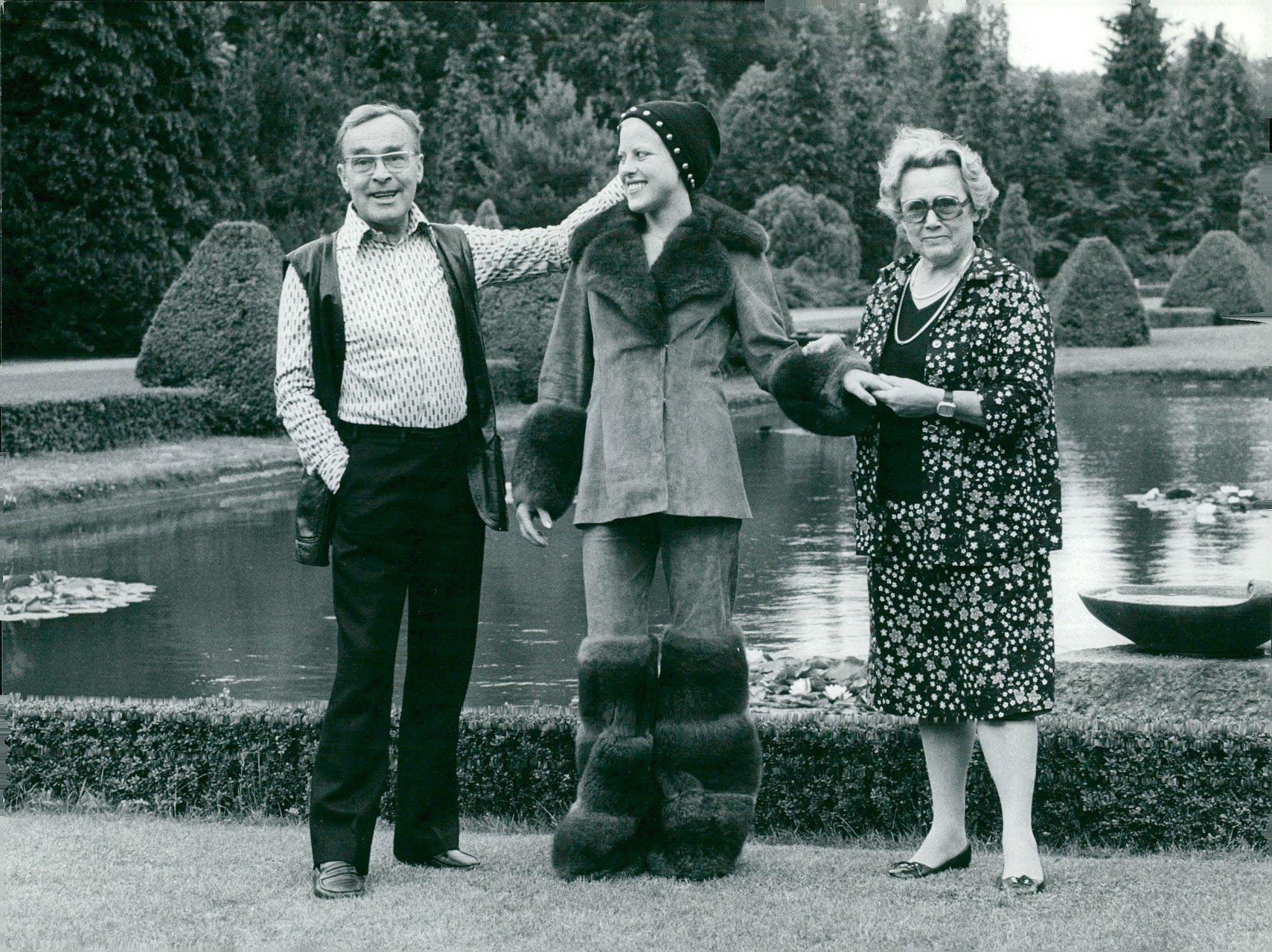Rune Holmgren and his sister Anna-Lisa Erikson with Ellinore Kullenber