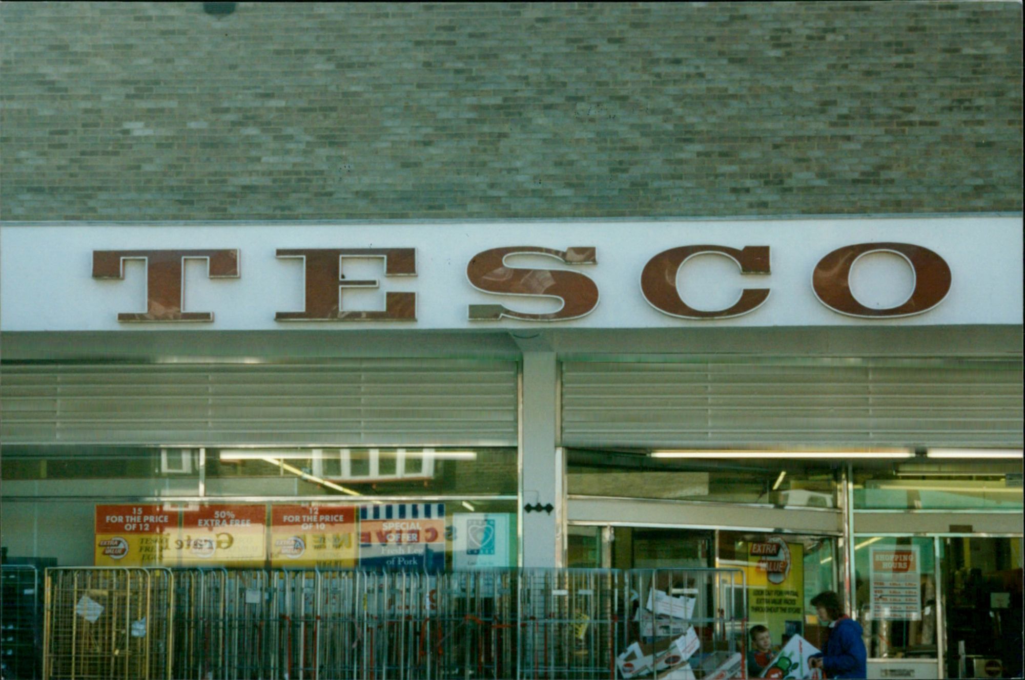 Logos: TESCO Supermarkets. - Vintage Photograph