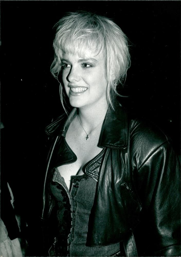 Kate Wagner The Teenage daughter of actor Robert Wagner. - Vintage Pho