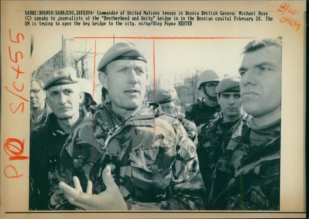 Lt. Gen. Sir. Michael Rose. - Vintage Photograph