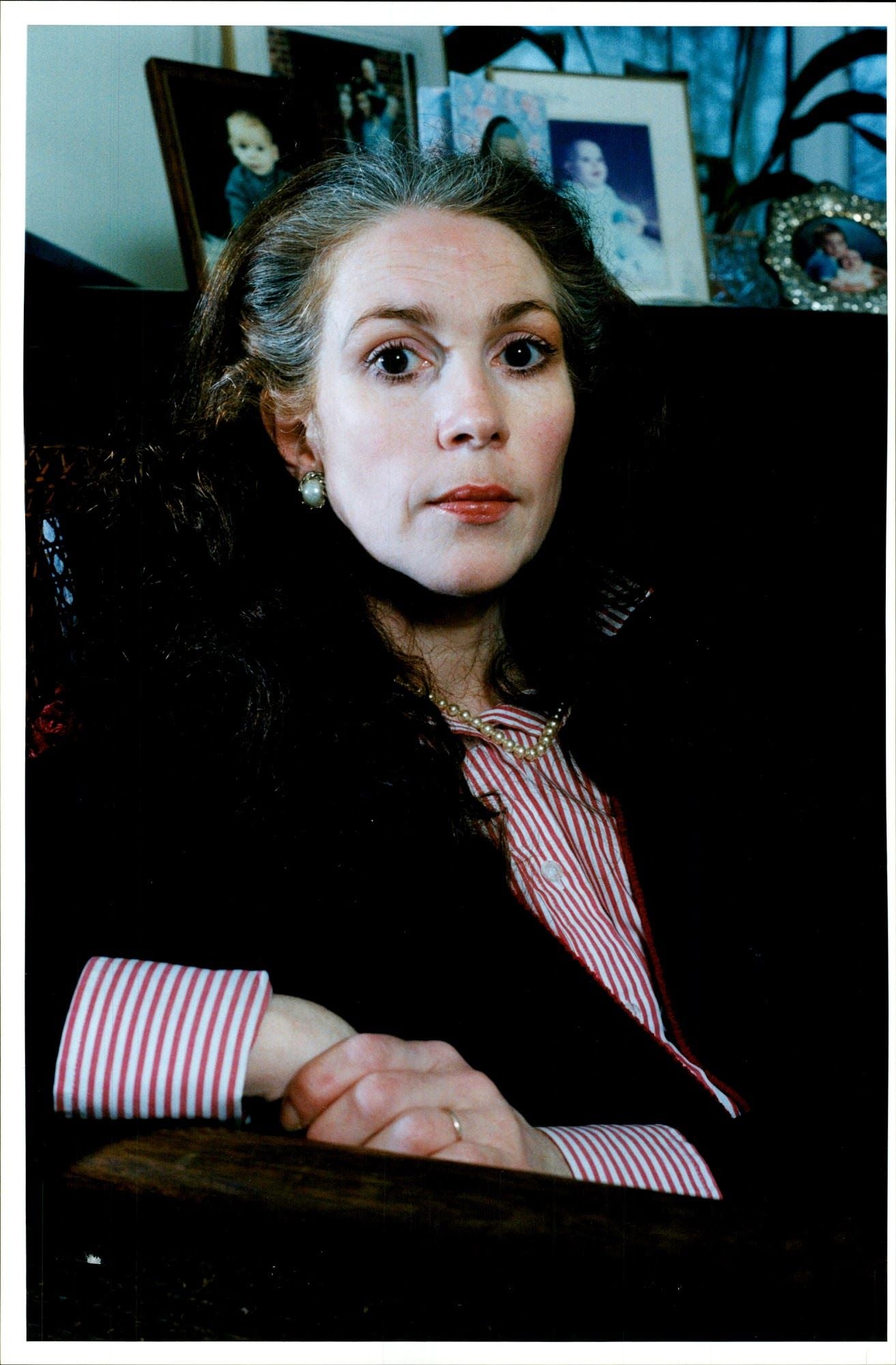 A photo showing Elizabeth Milner. - Vintage Photograph