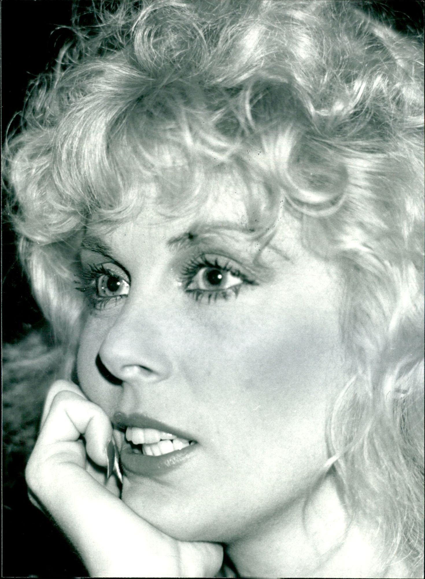 Lindsay Drew, Editor , Penthouse Magazine A former Model. - Vintage Ph