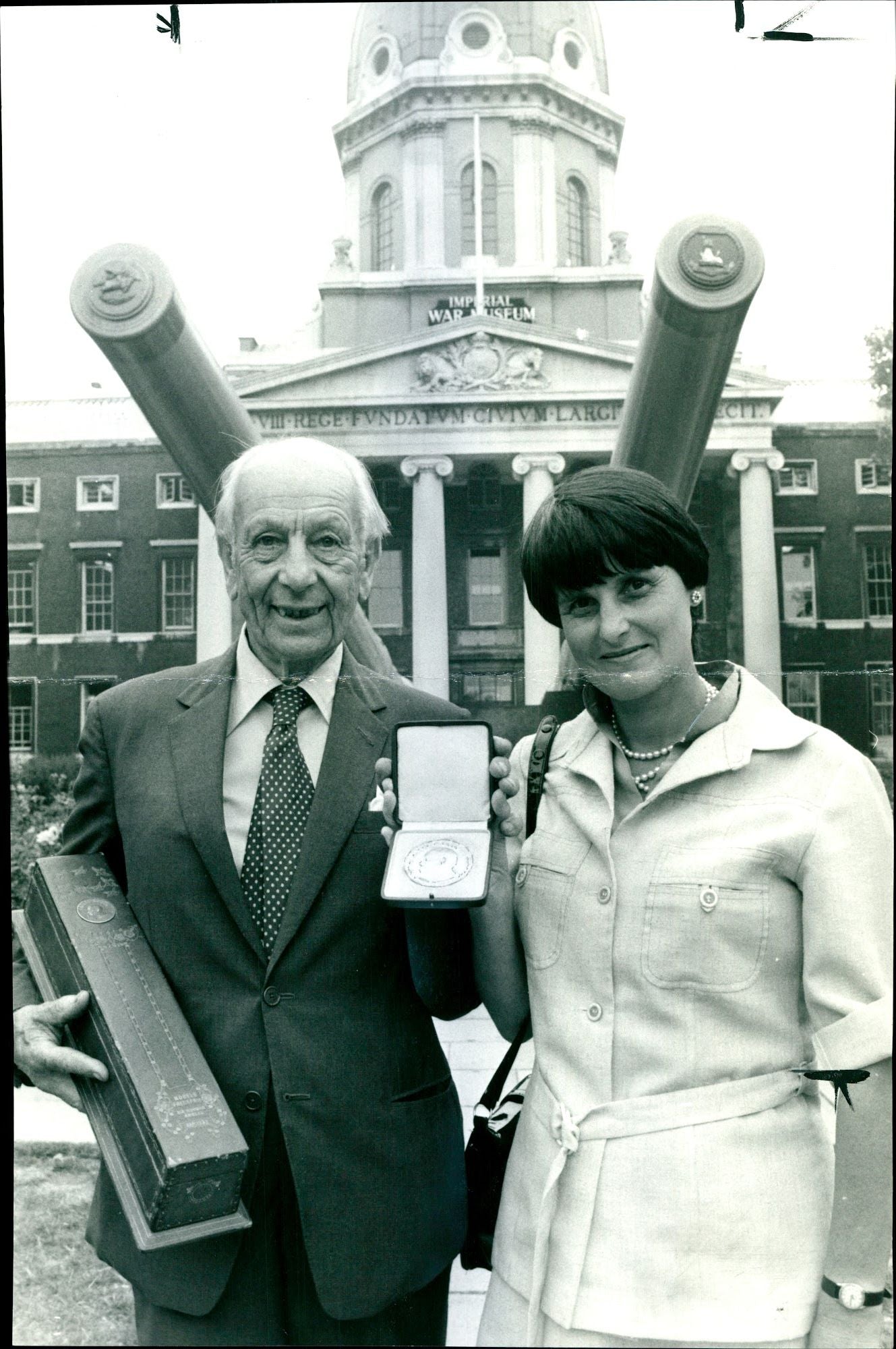 Mrs. Alice Angell Everard and Mr. Eric Angell Lane, her father. - Vint