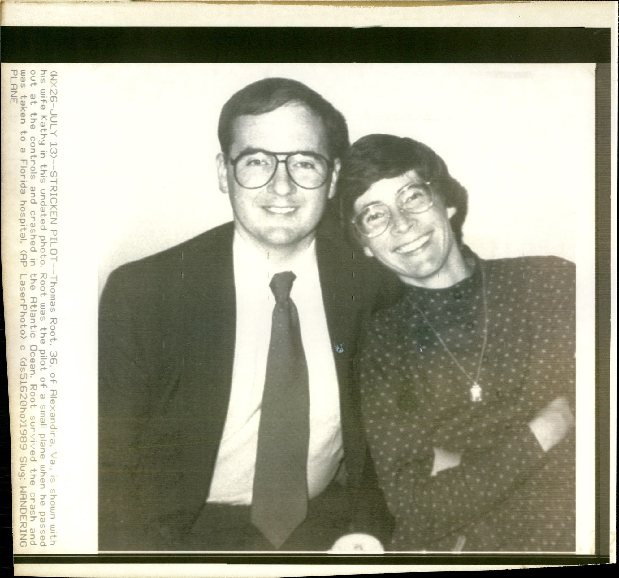 1989 THOMAS ROOT WAS PILOT SMALL PLANE WHEN PASSED OUT WIFE OCEAN - Vi