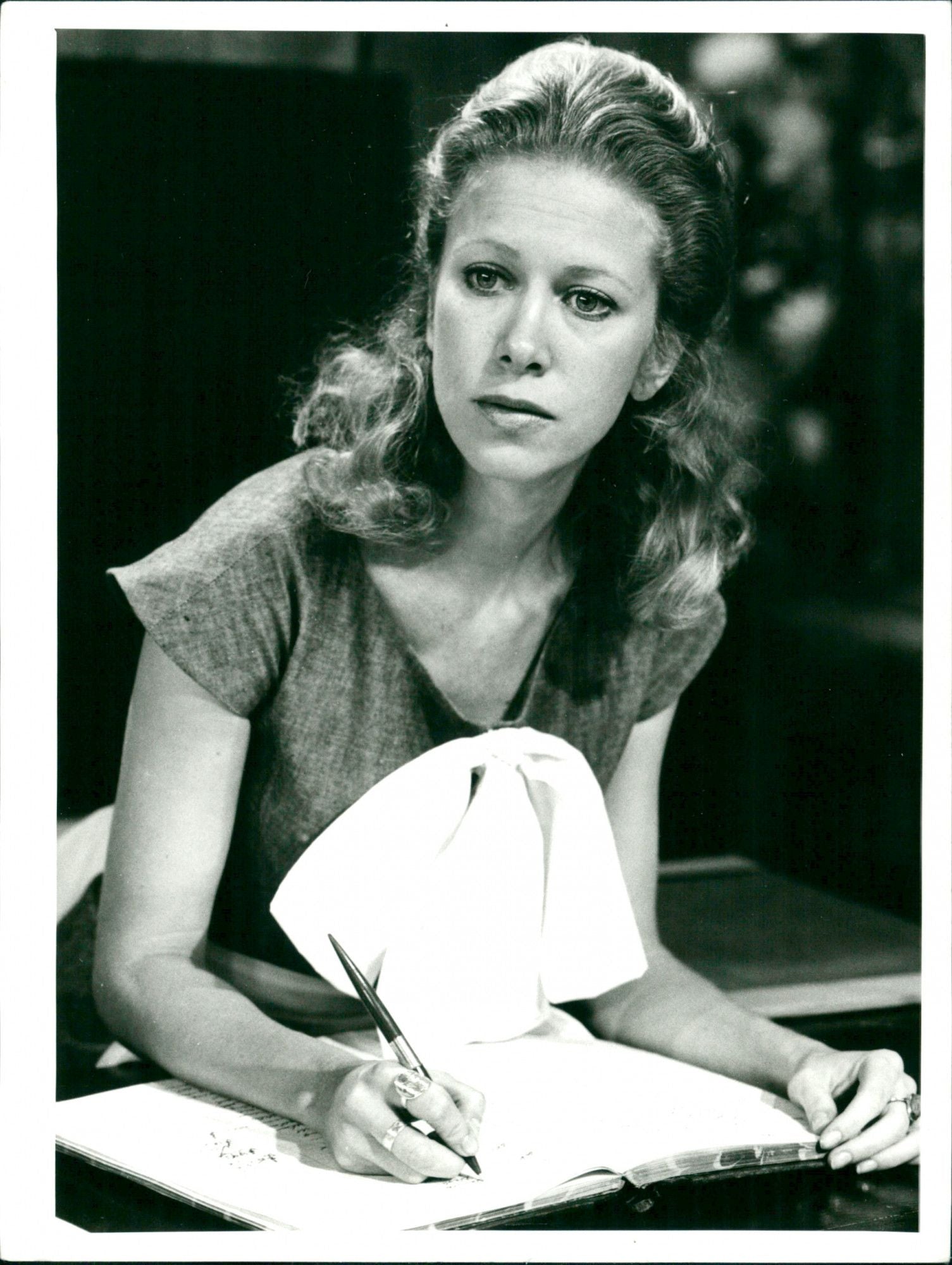 Connie Booth as Polly in the TV series Pang in the building - Vintage