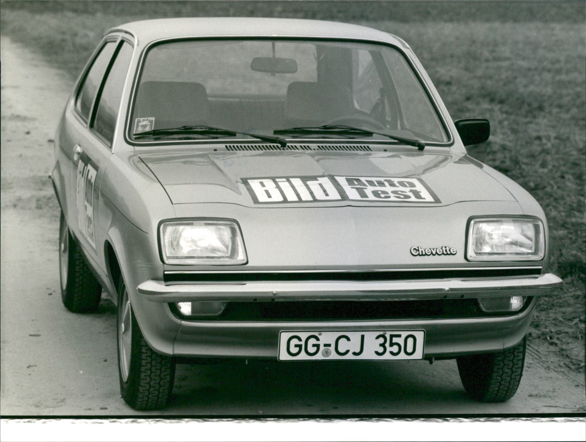 VW Chevette L 1980 - Vintage Photograph