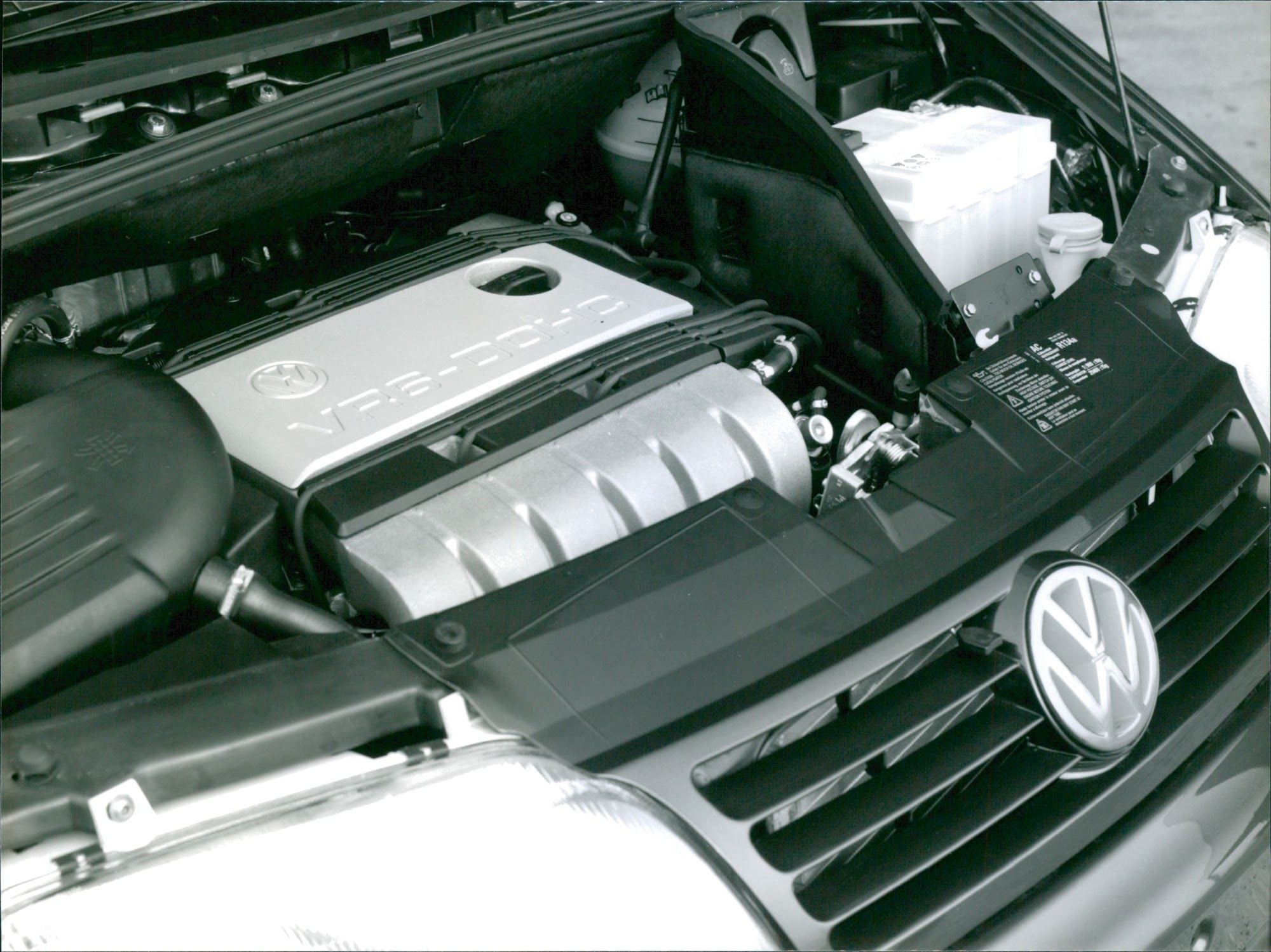 1995 Volkswagen VR6 engine - Vintage Photograph