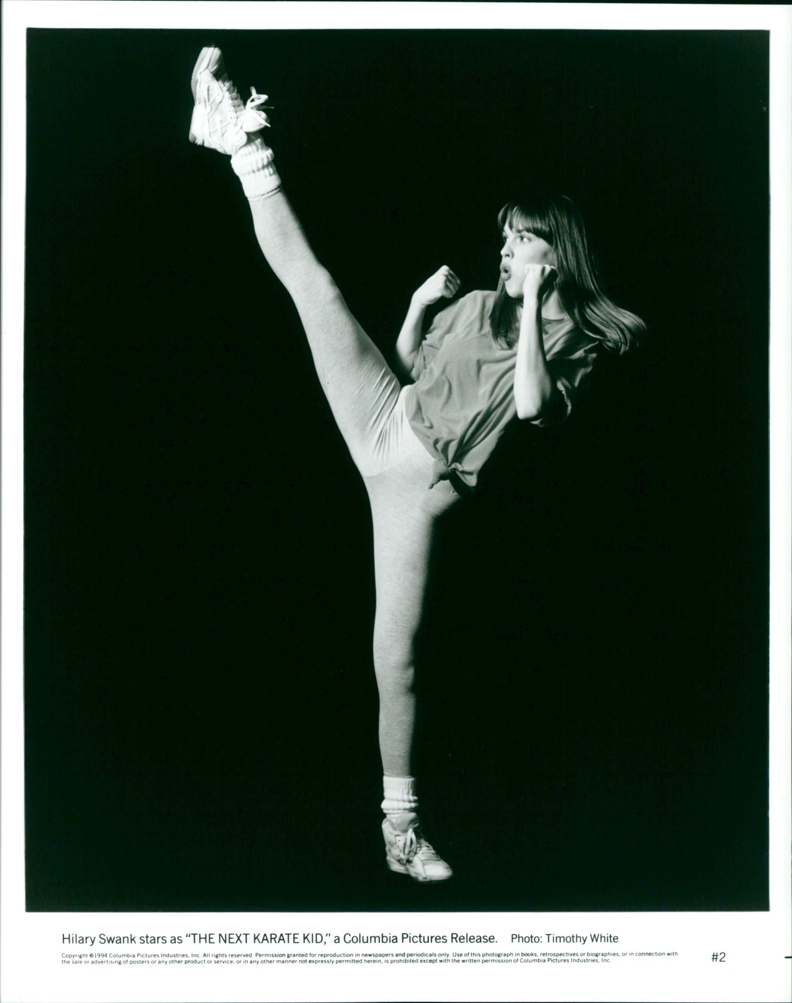 1994 HILARY SWANK STARS NEXT KARATE KID COLUMBIA PICTUR - Vintage Phot