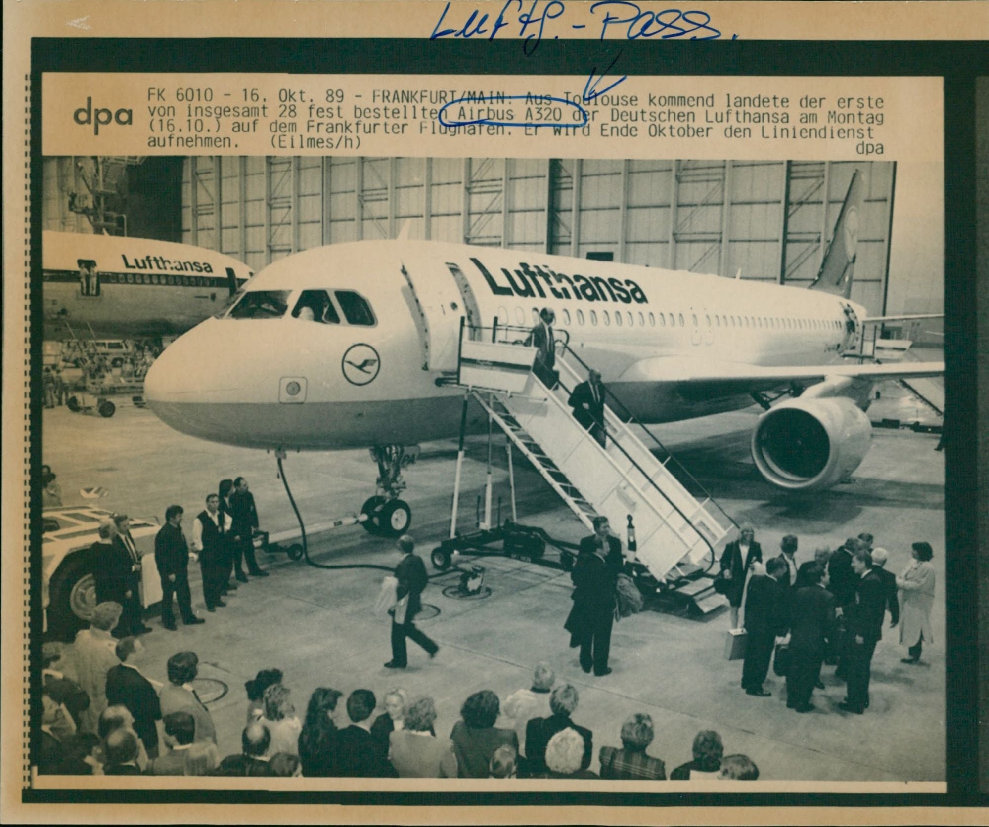 Airbus A320 - Vintage Photograph