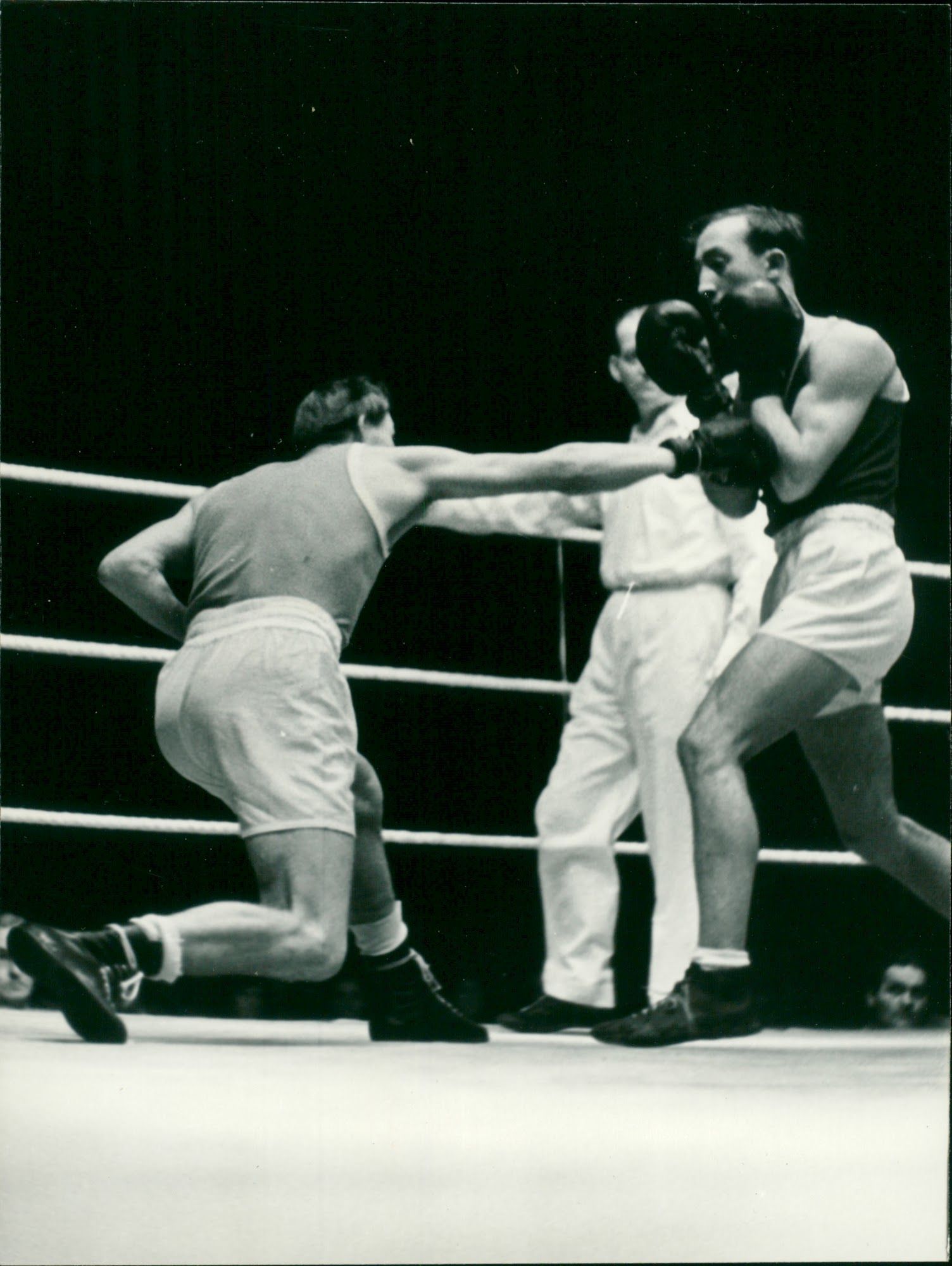 Boxing match: Kaczorowski versus Wagner 1957 - Vintage Photograph