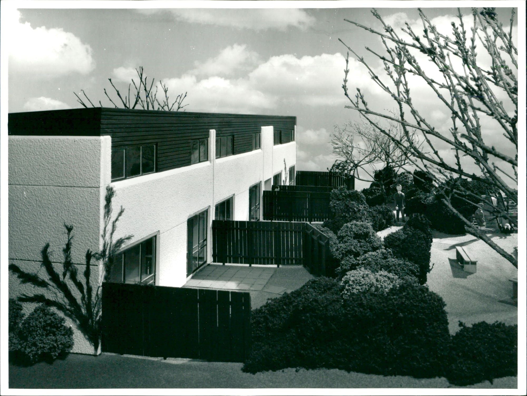 RUNCORN - TOWN CASTLEFIELDS NEW, ROYAL, MODEL - Vintage Photograph