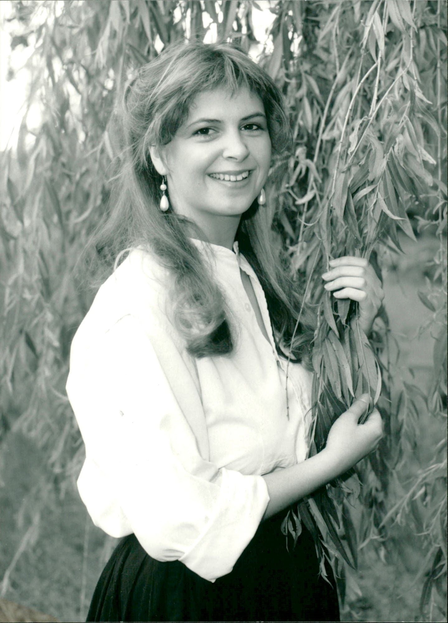 1985 - DANGERFIELD SARAH HERRASS S DESELERI CARE I CLASS DANCER BORN A