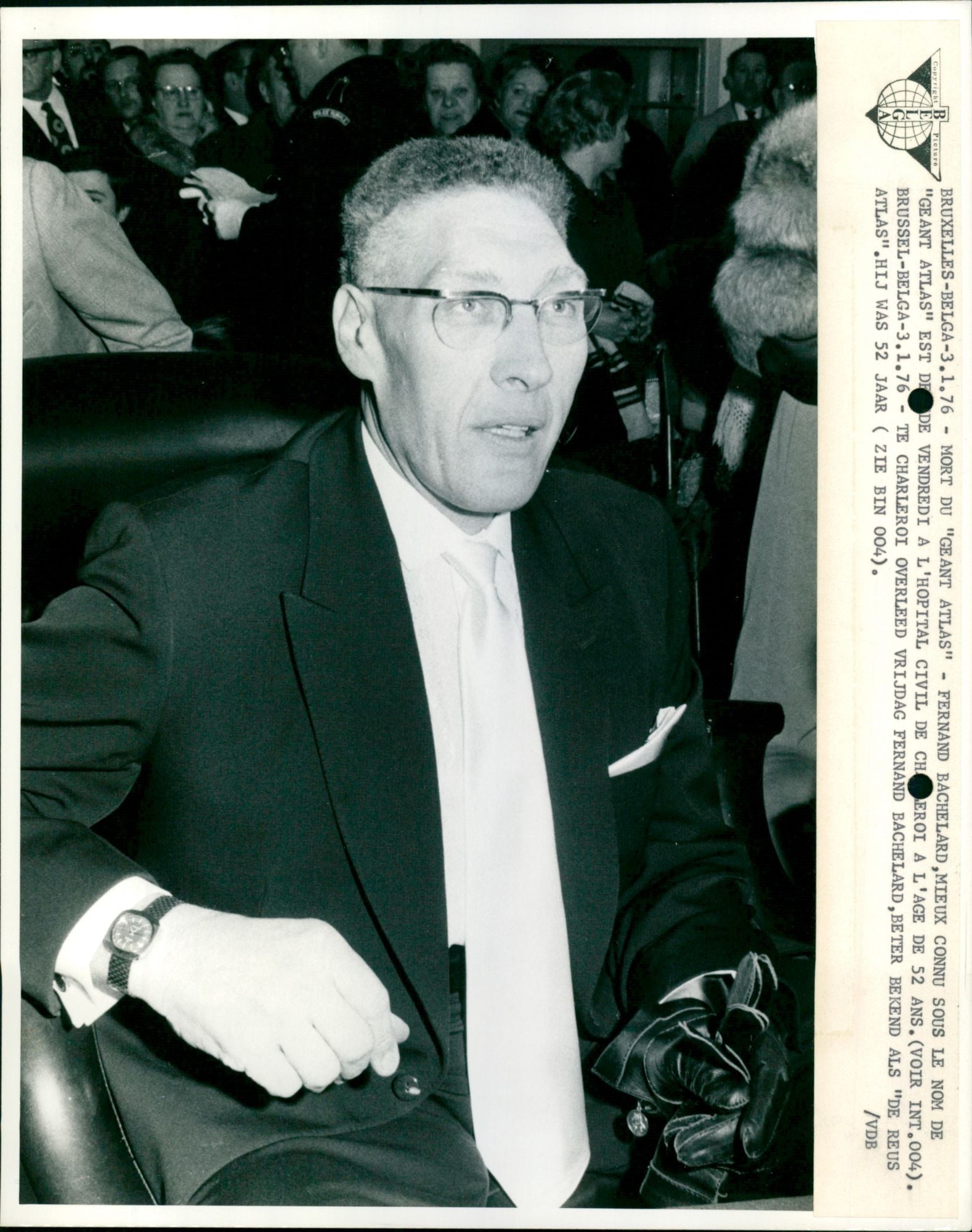 BRUXELLES .1.76 - MORT DU " GEANT ATLAS " - FERNAND BACHELARD , MIEUX