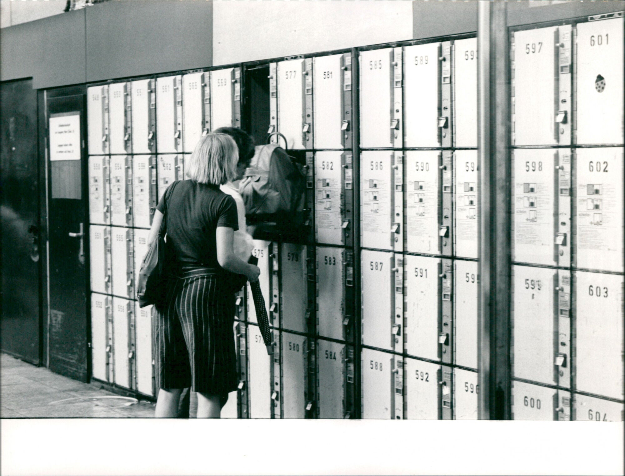 In 1995, reference: Lockers: Suitcase conveyor belt: Thes. Hauptabaruh