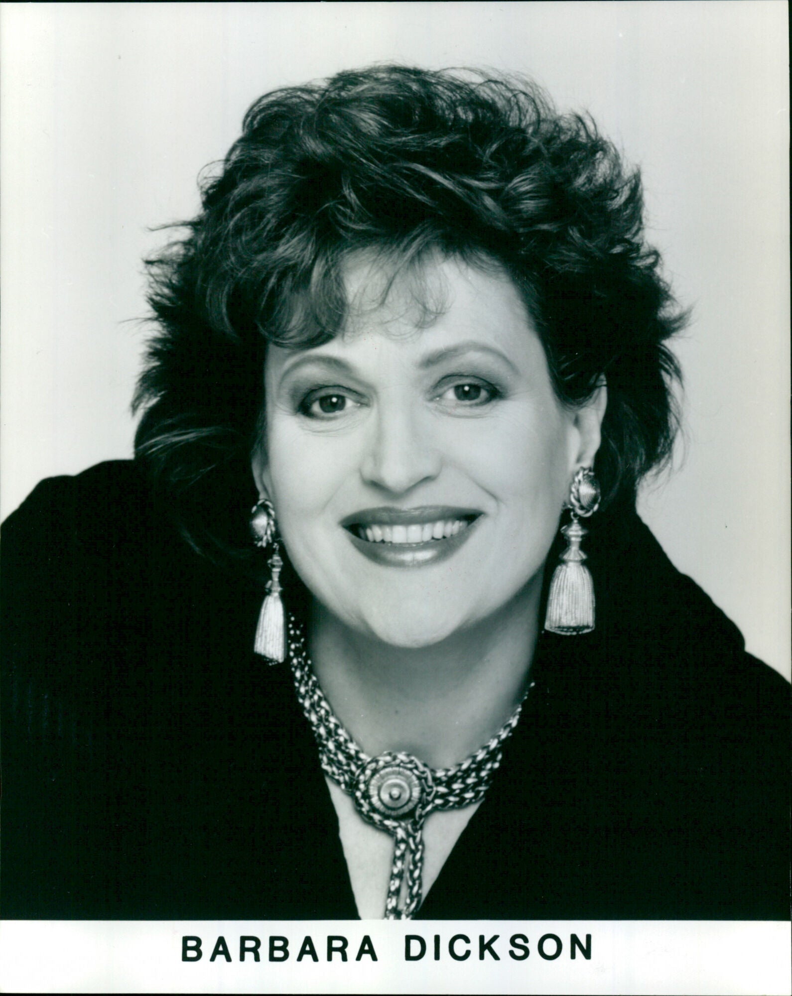 Actress Barbara Dickson poses for a photograph in 1998 - Vintage Photo