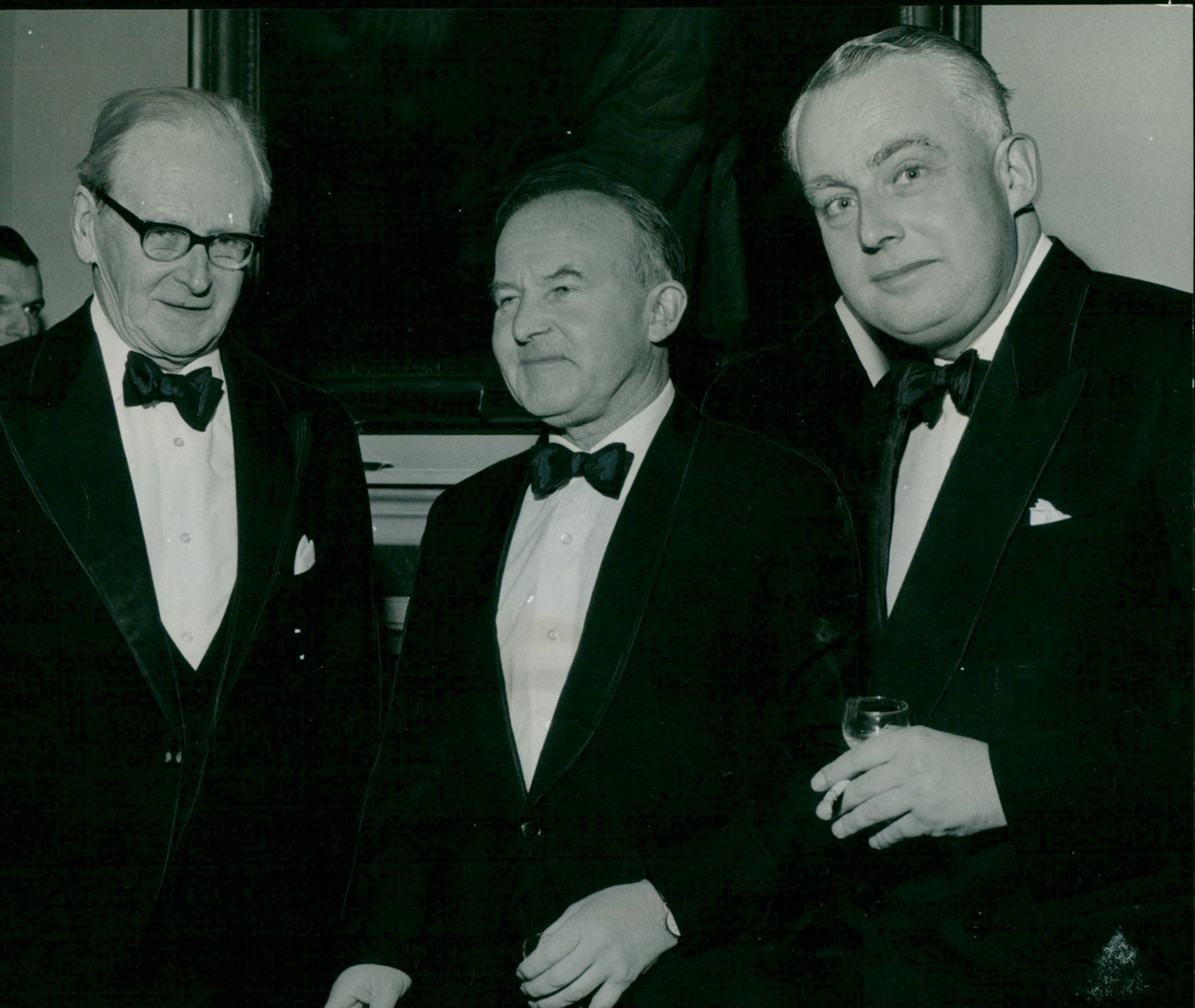 Sir Basil Blackwell, sir George Pickering, Mr per Saugman - Vintage Ph