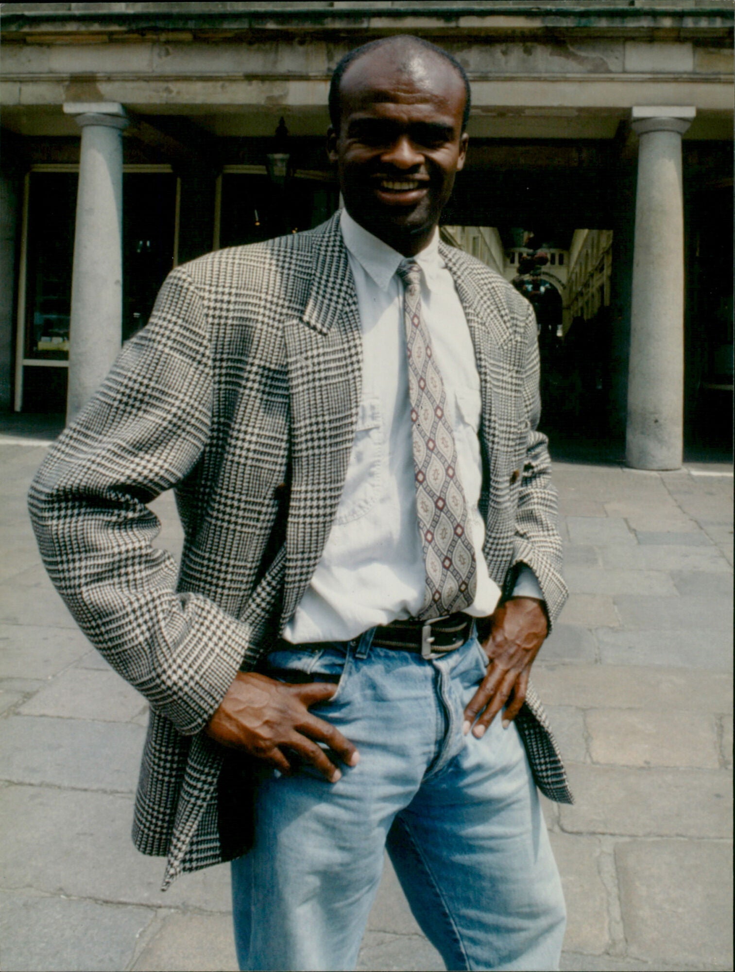 British athlete Kriss Akabusi promotes the new series of "Summer Sunda