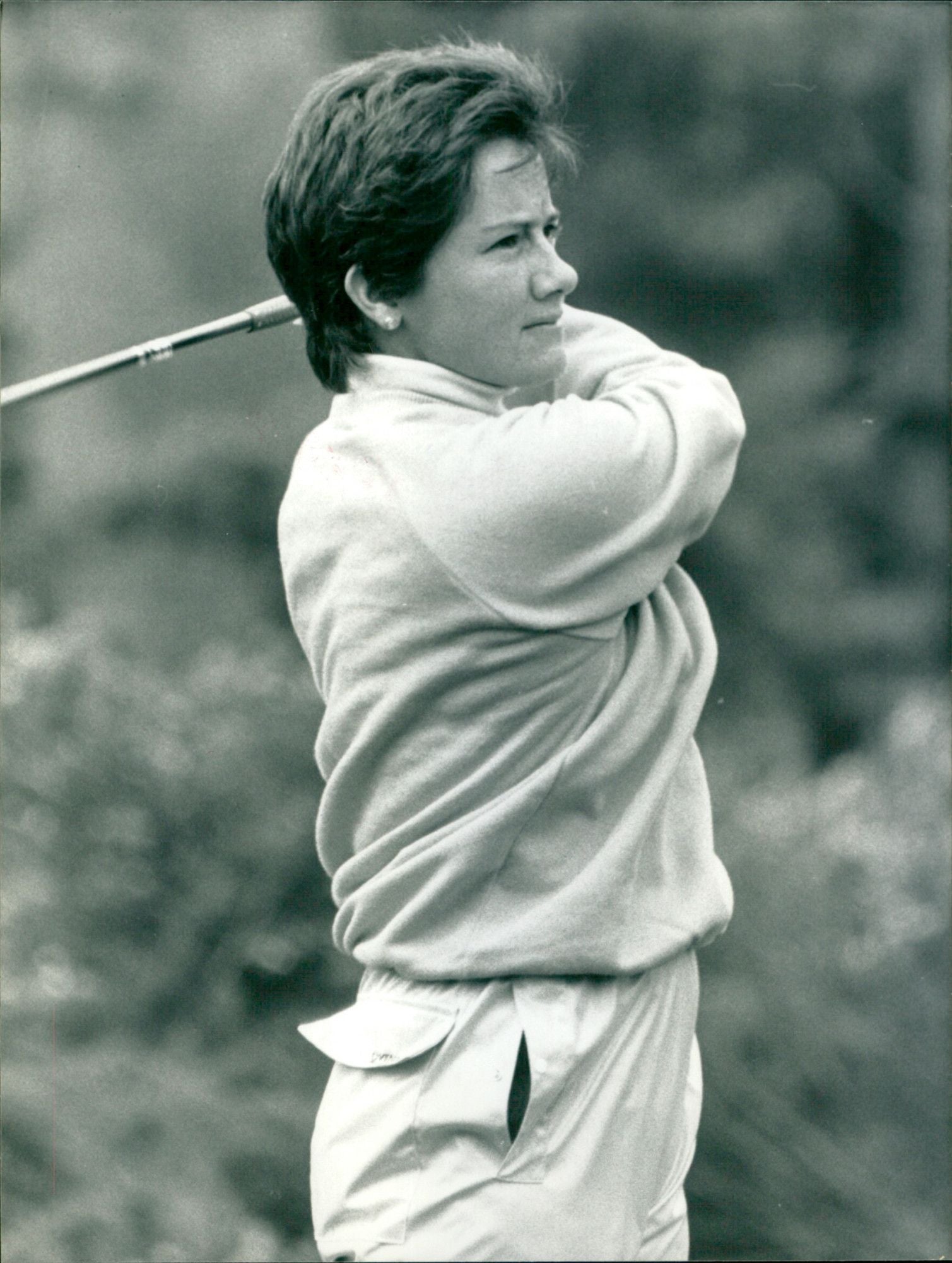 Golfer Alison Nicholas poses for a portrait. - Vintage Photograph