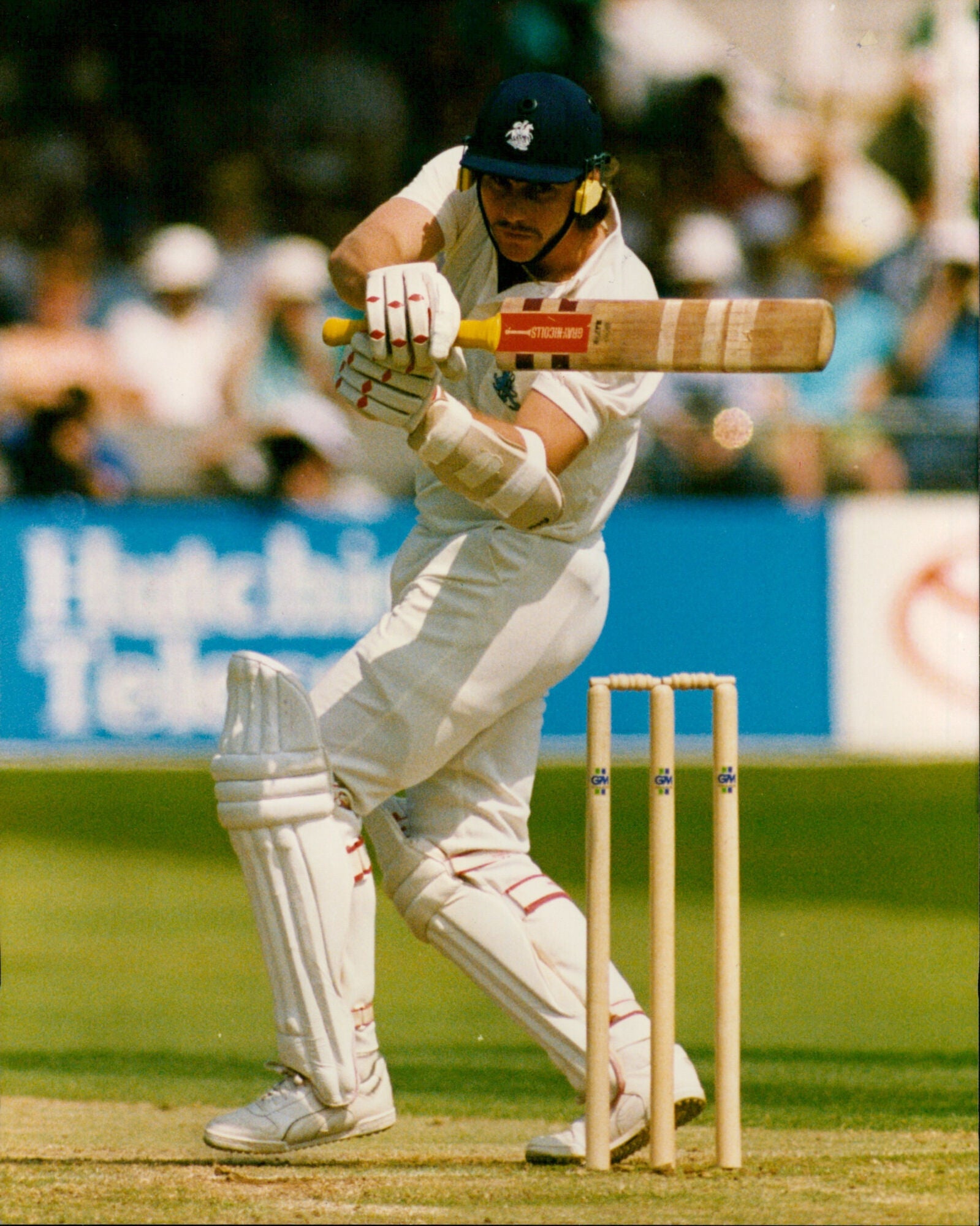 Robin Smith poses with a cricket bat and ball at the Oxford Mail Sport