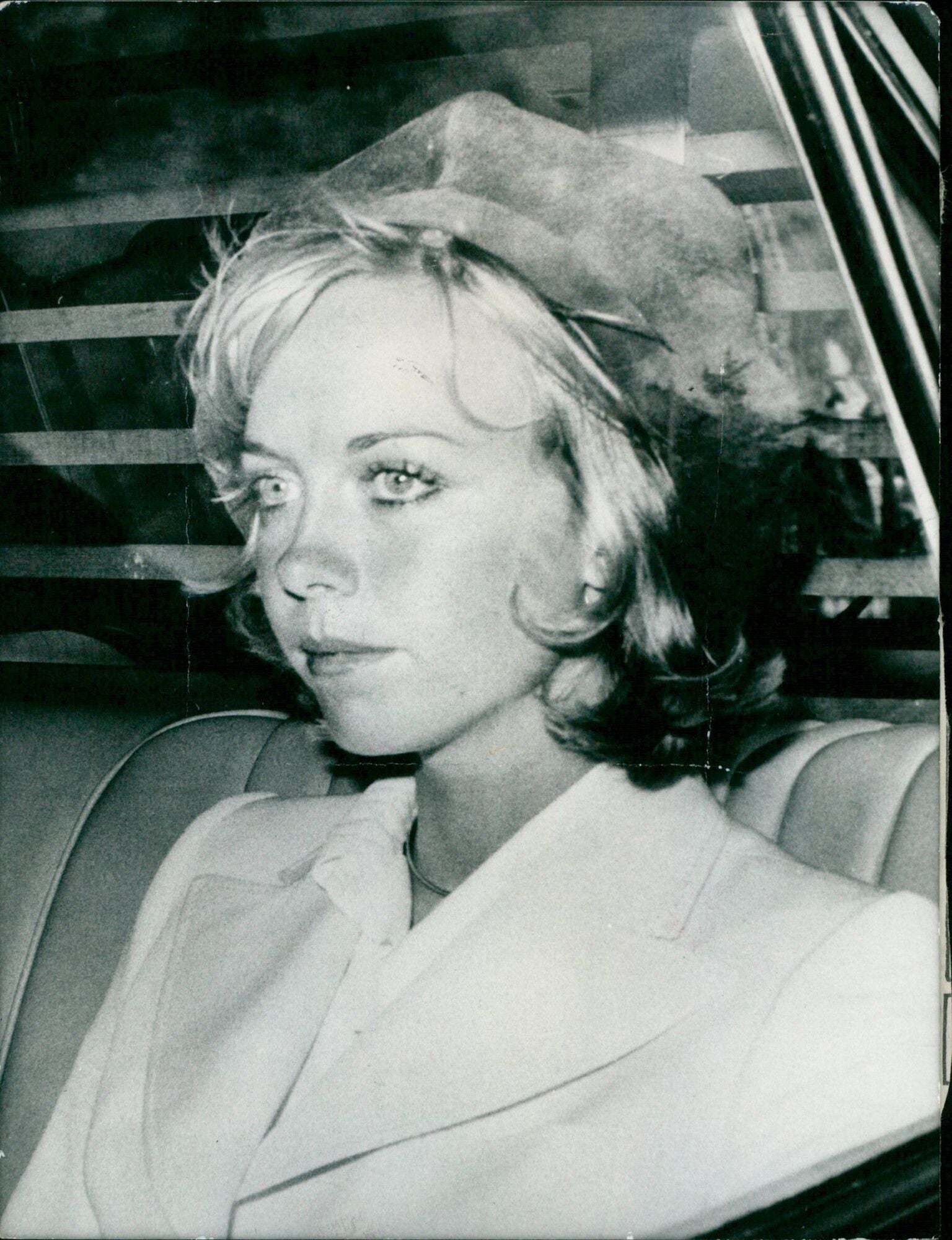 Davina Sheffield, former girlfriend of Prince Charles, is getting marr