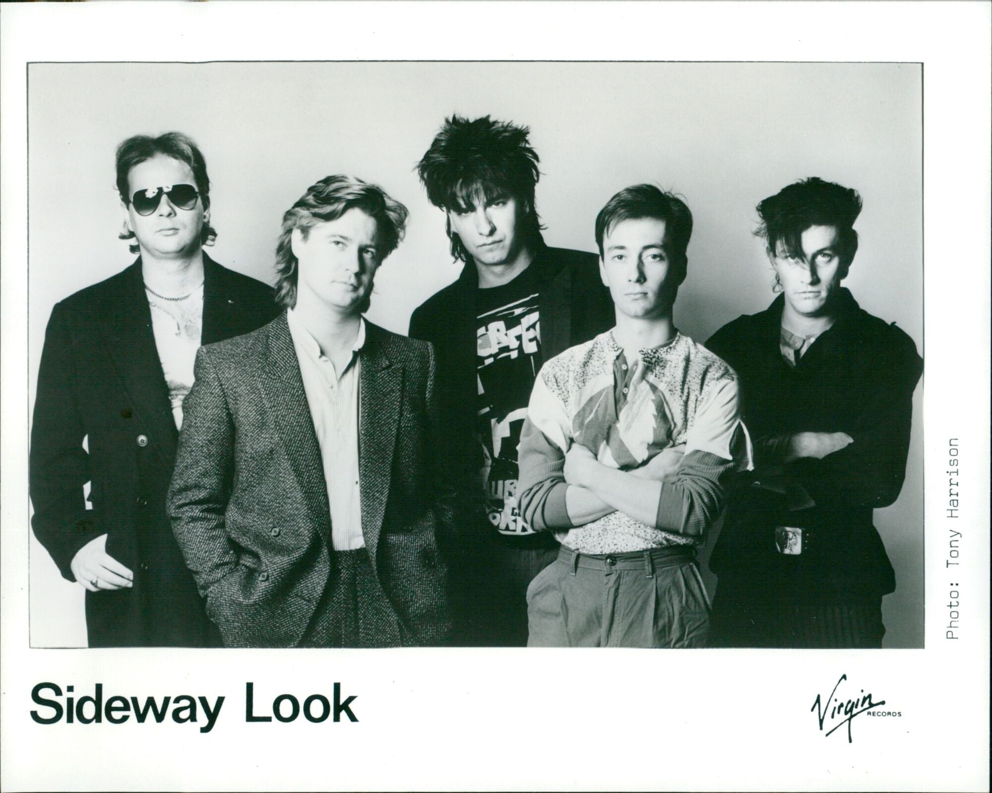 Sideway Look band members Colin Thom (guitar) and Johnny O'Neill (keyb