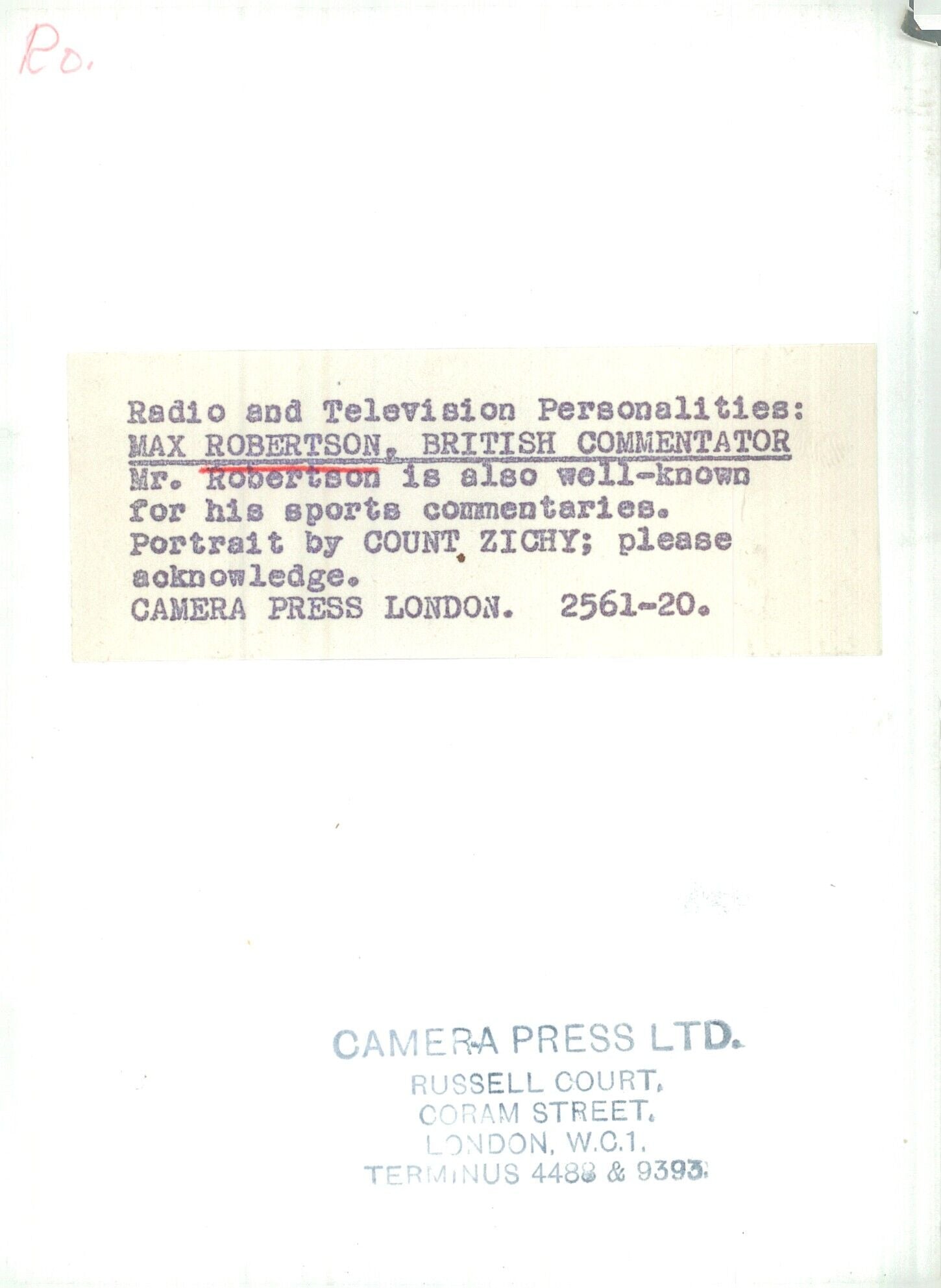 British commentator Max Robertson poses for a portrait. - Vintage Phot