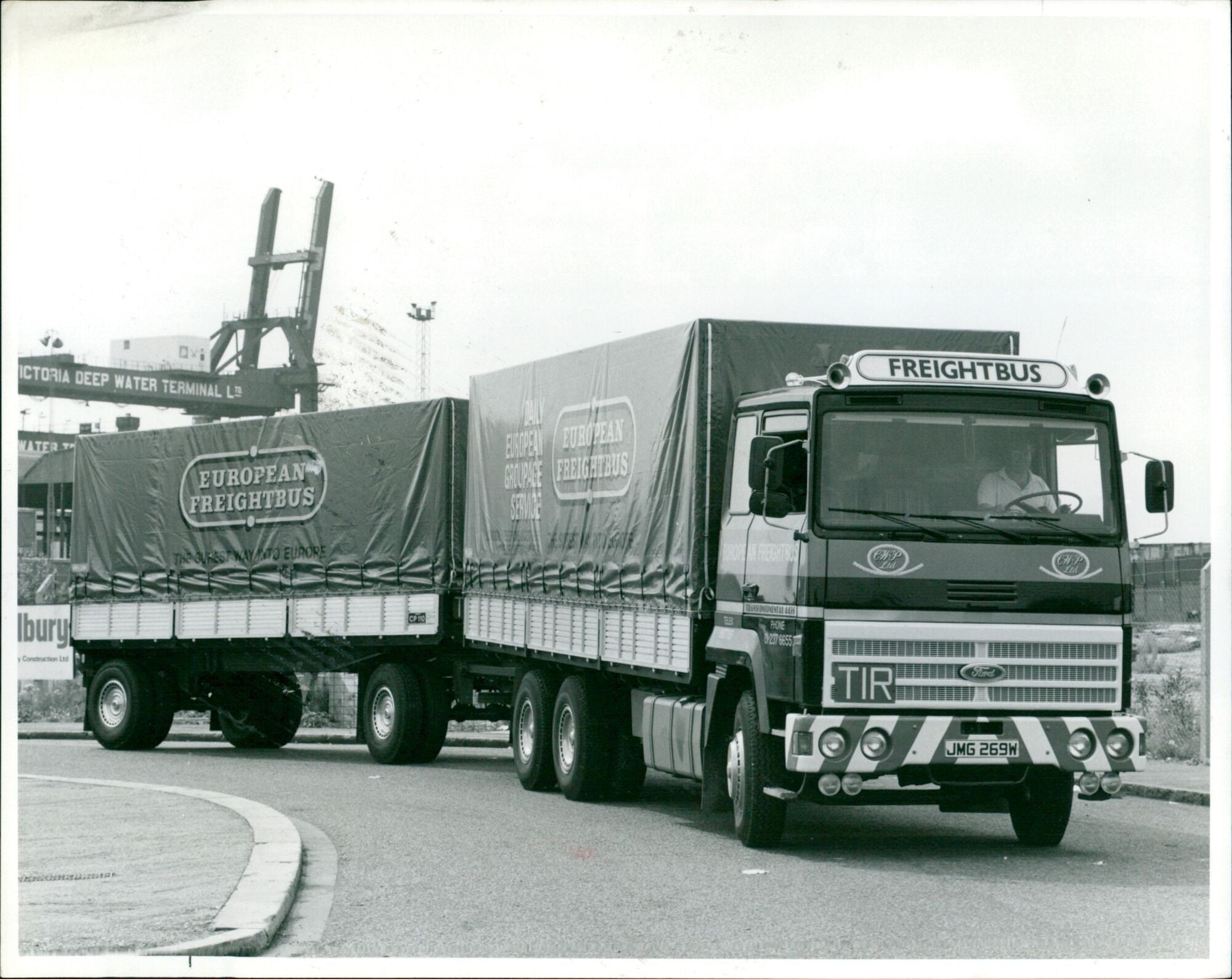 Ford Transcontinental truck - Vintage Photograph