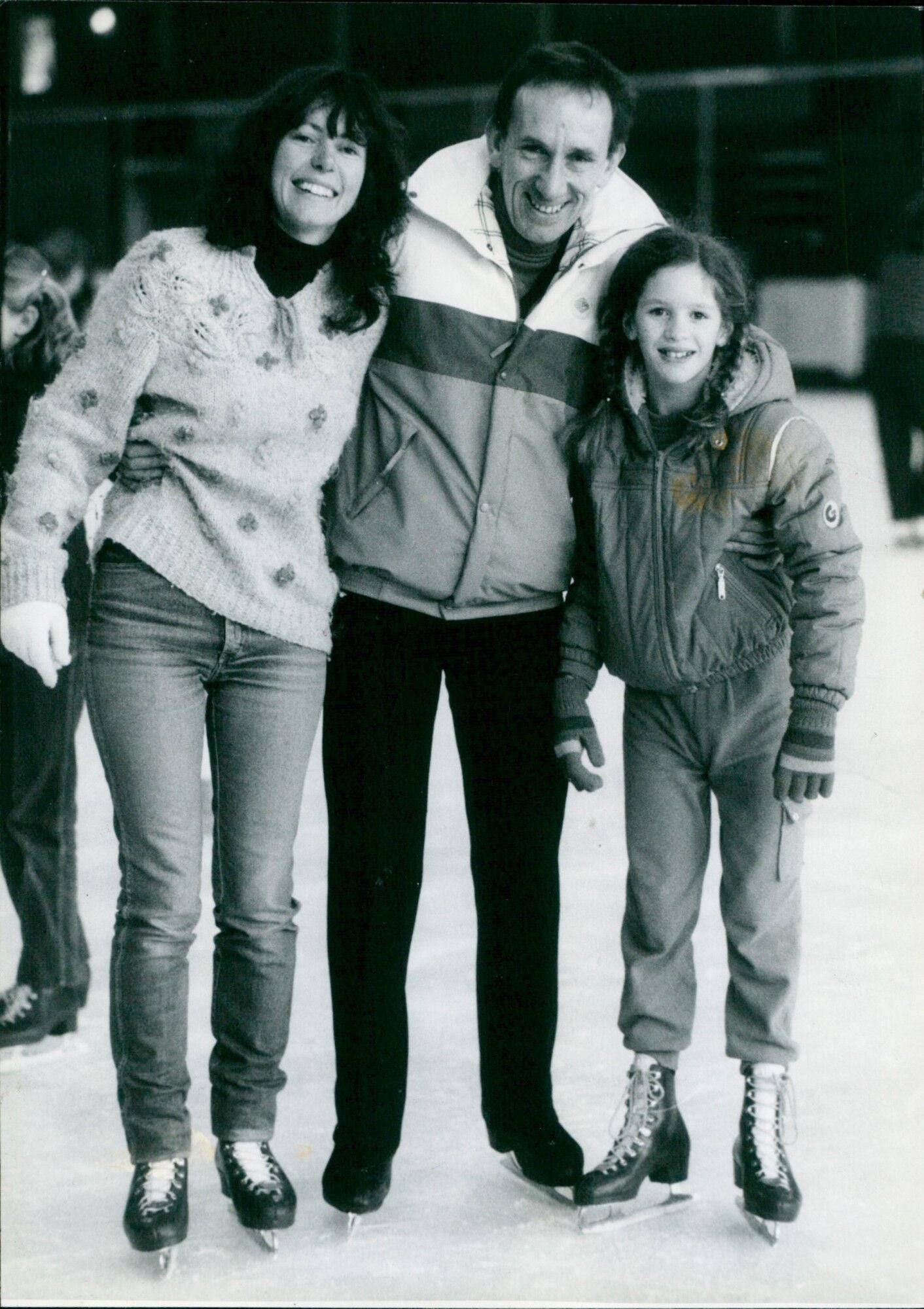 Mrs. Sandra Strong and her daughter Jeannie take a lesson from Tony Ba