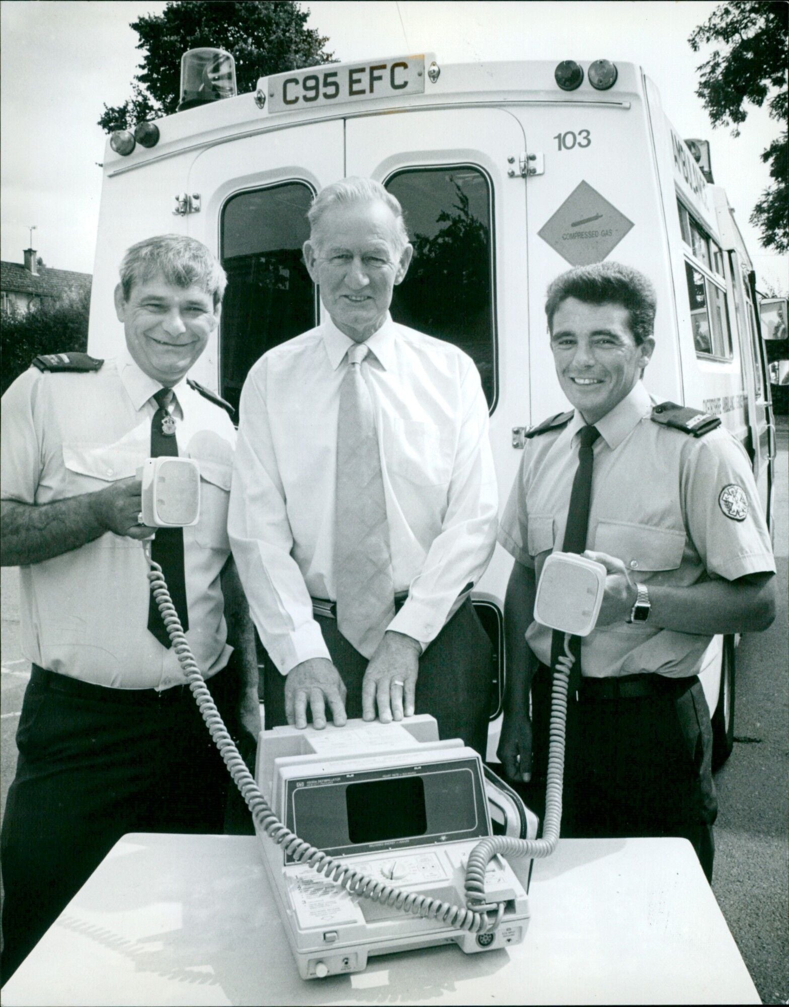 Paramedics save the life of Albert Ellaway with a defibrillator. - Vin