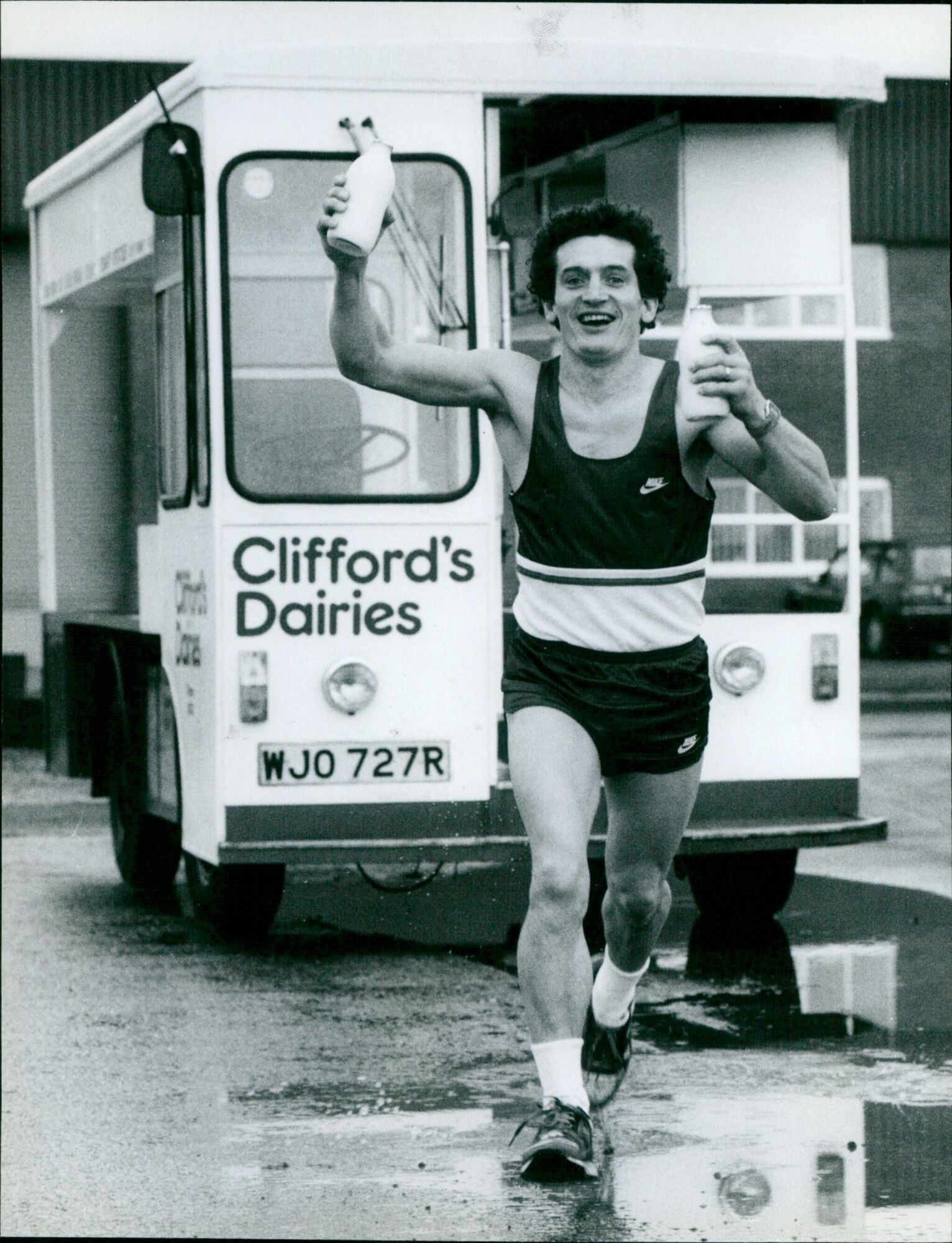 Ex-professional boxer and milkman Steven Henderson is running marathon