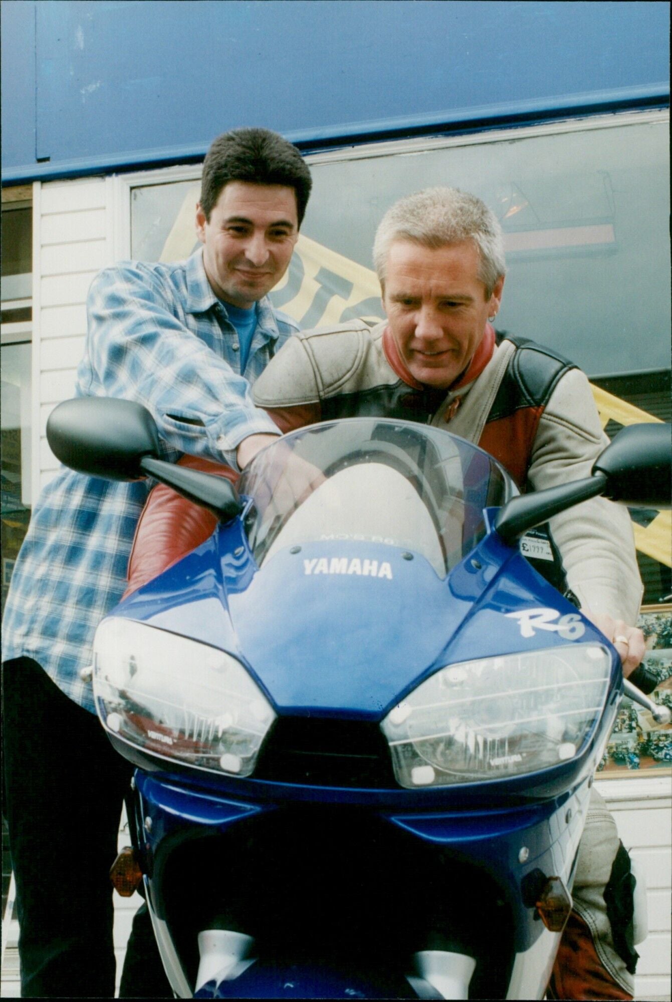 Yamaha R6 - Vintage Photograph