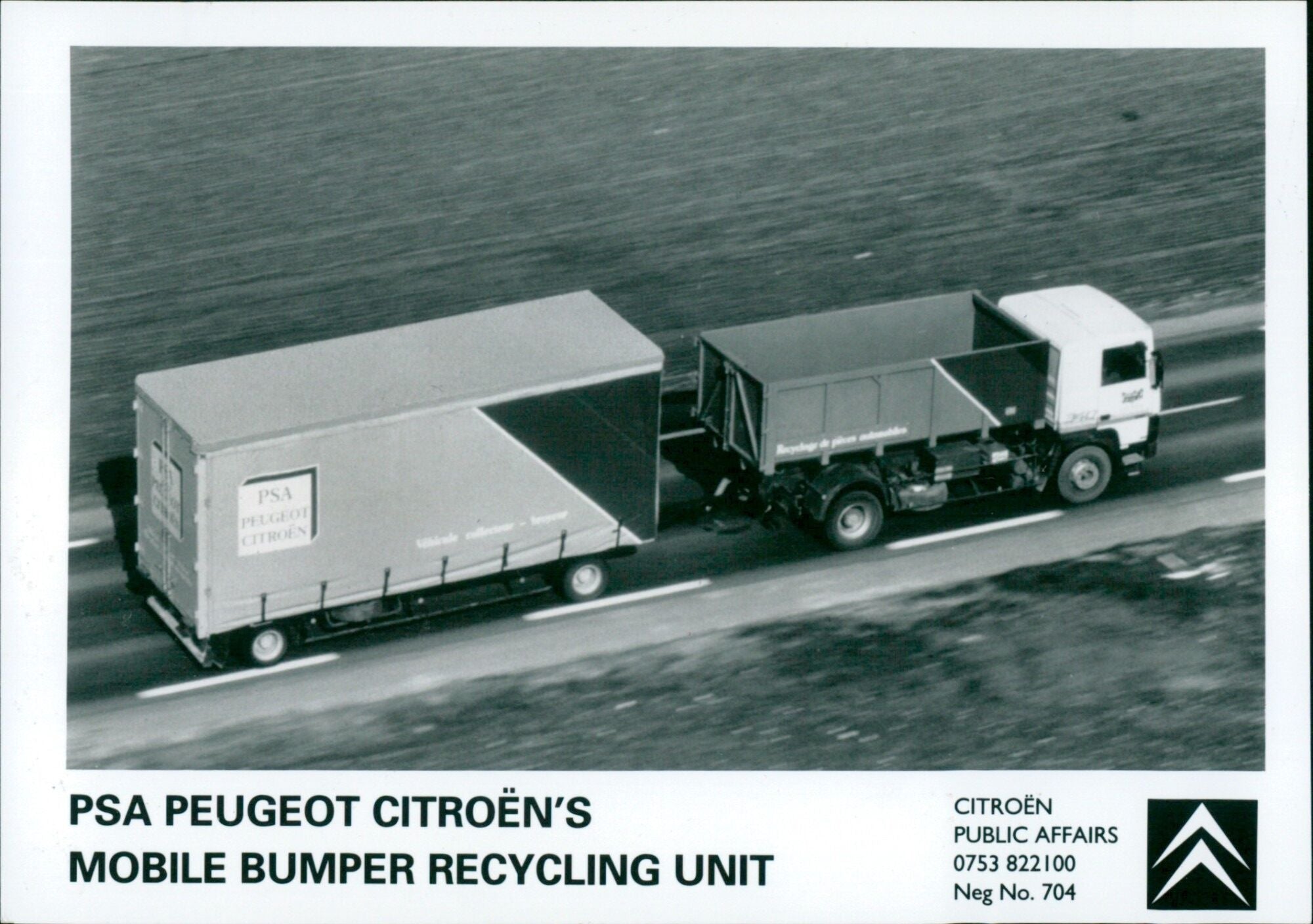 PSA Peugeot Citroën's mobile bumper recycling unit. - Vintage Photogra