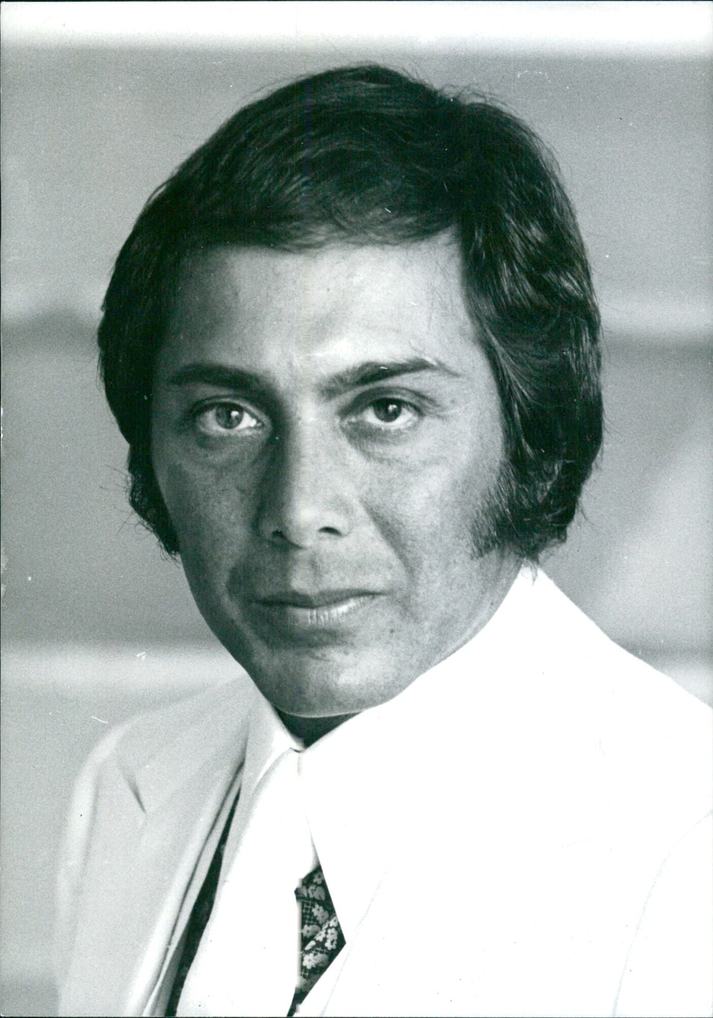 Canadian singer Paul Anka, 34, poses for a portrait in 1976. Anka bega