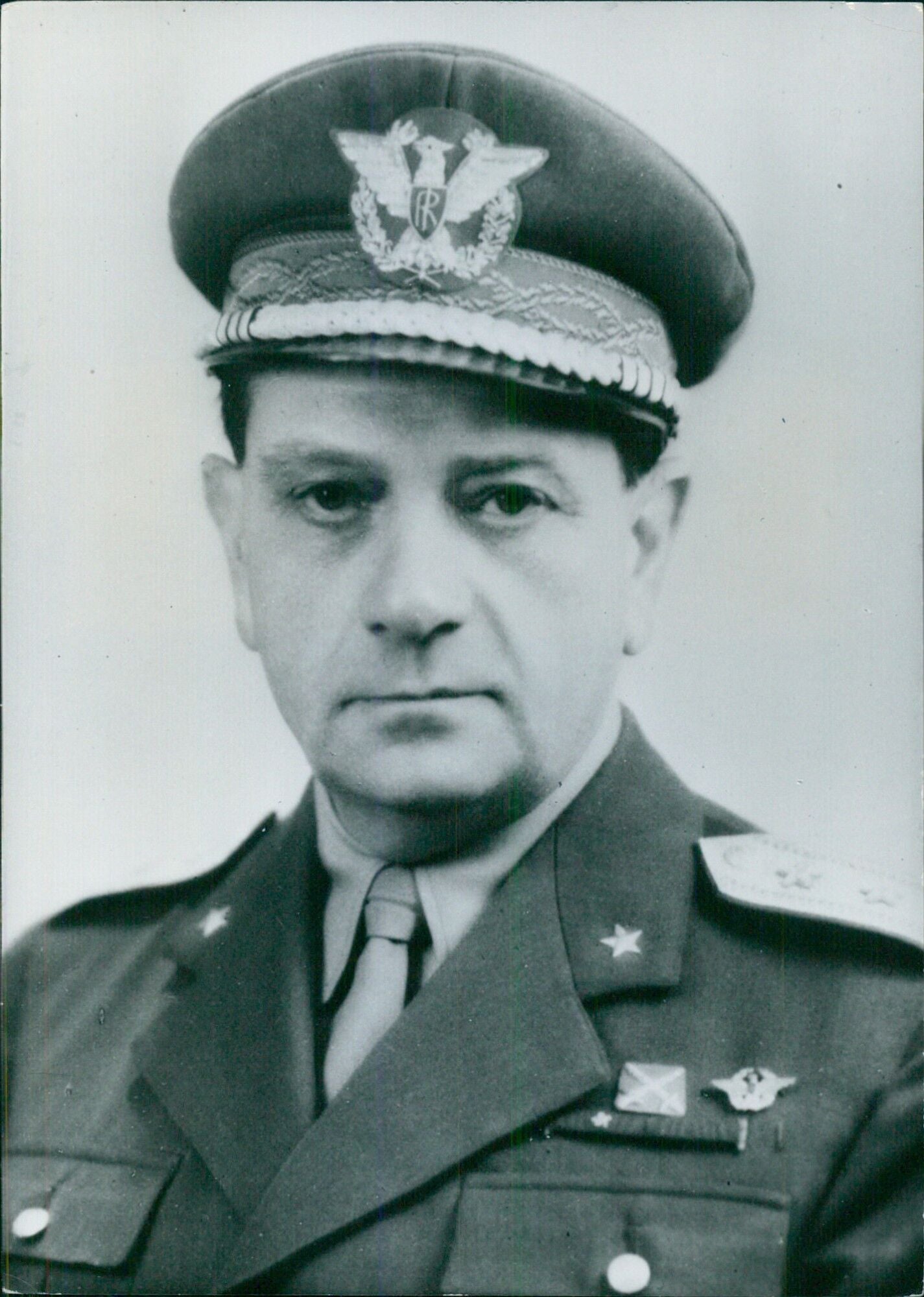 General Silvio Rossi, Under-Secretary for the Italian Army, is picture