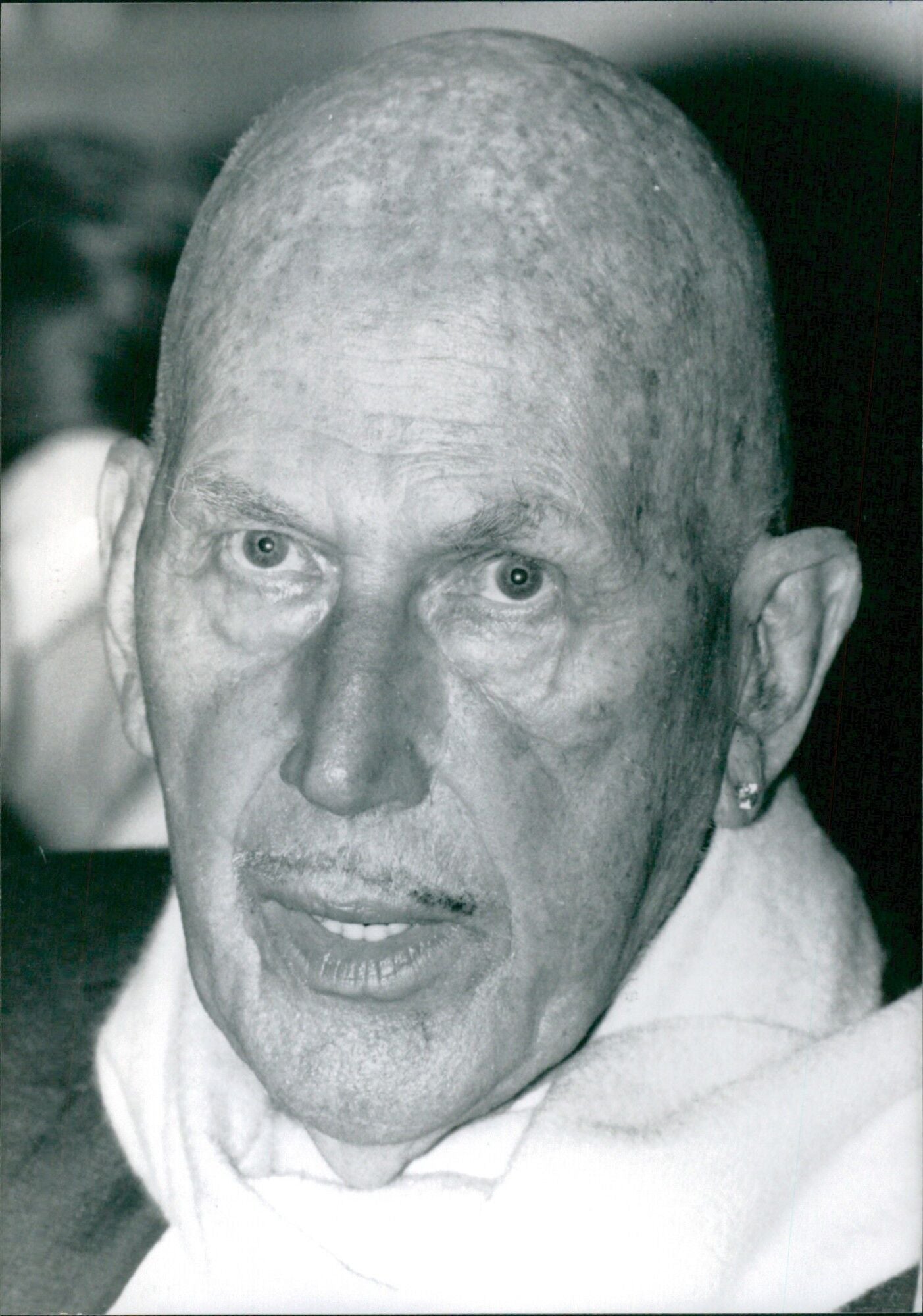 British designer and tennis journalist Ted Tinling poses for a portrai