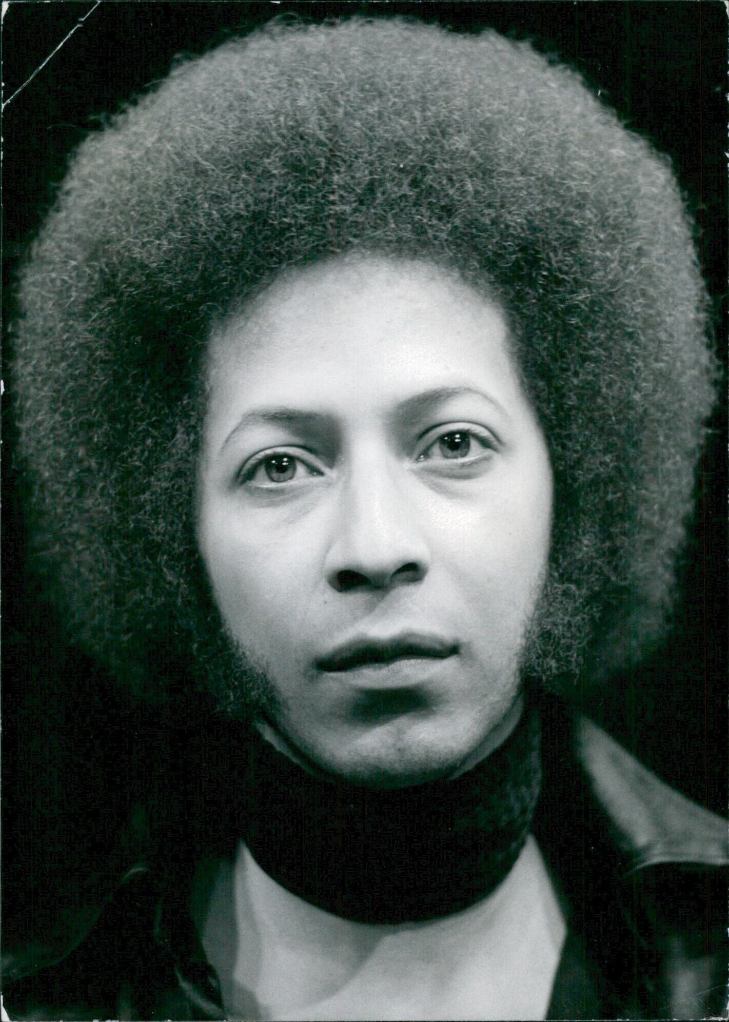 British entertainer Peter Straker poses for a portrait in 1973. - Vint