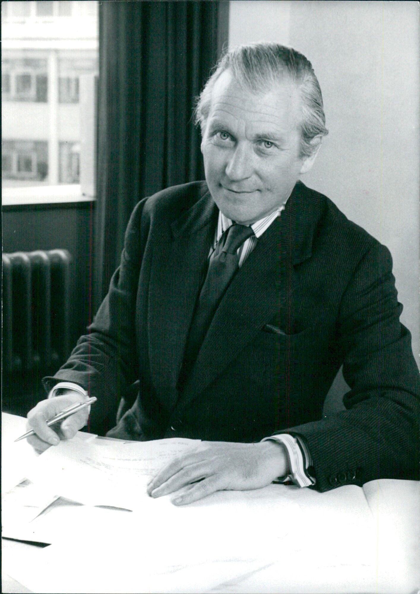 Peter Raleigh, Head of Programme Planning Group for BBC Television, po