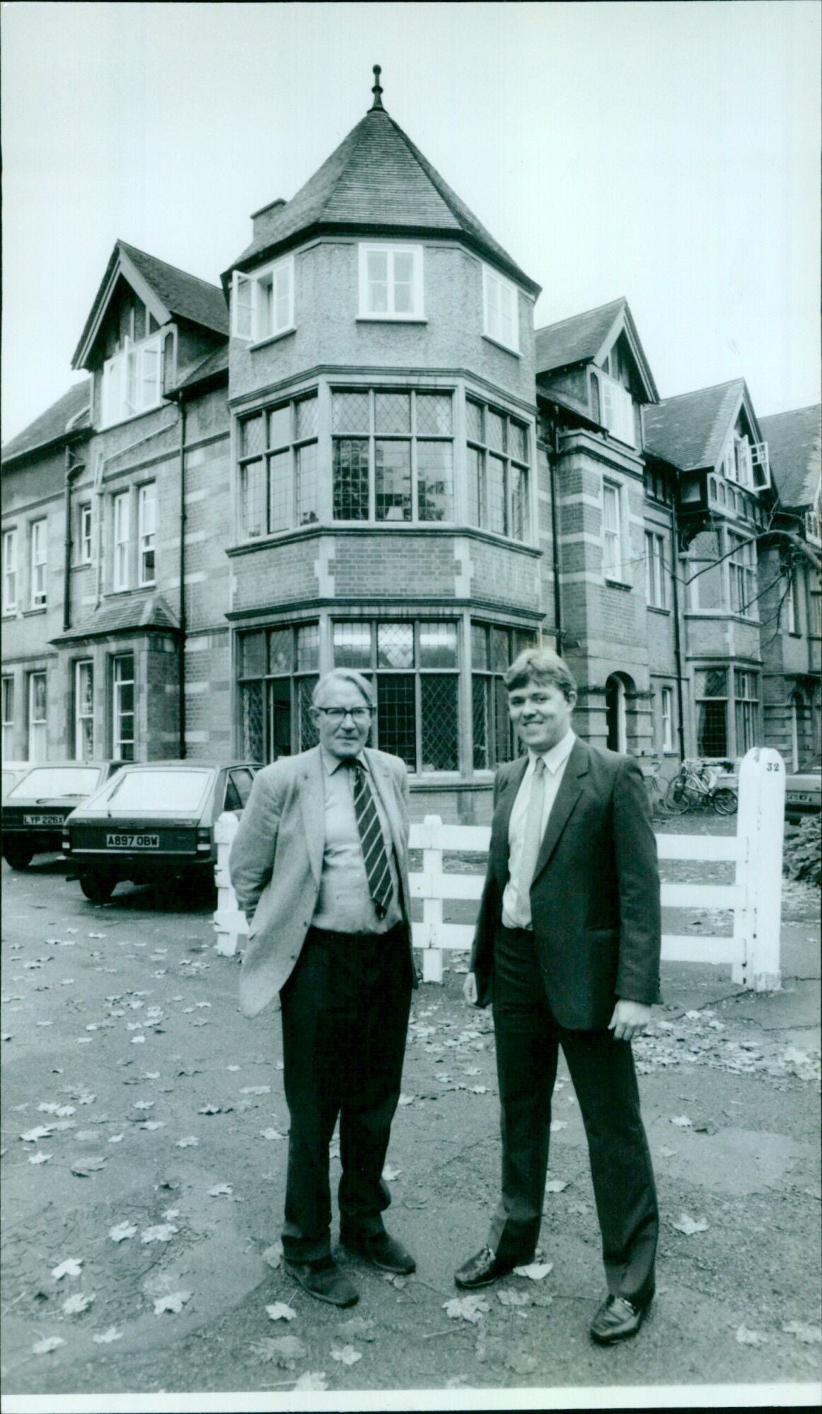 Headmaster of Dragon School Ben Fenton poses with Old Dragon 9861AON.